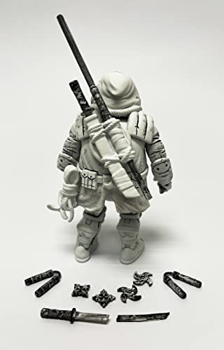PlayMates Teenage Mutant Ninja Turtles: The Last Ronin Previews Exclusive Action Figure, Multicolor