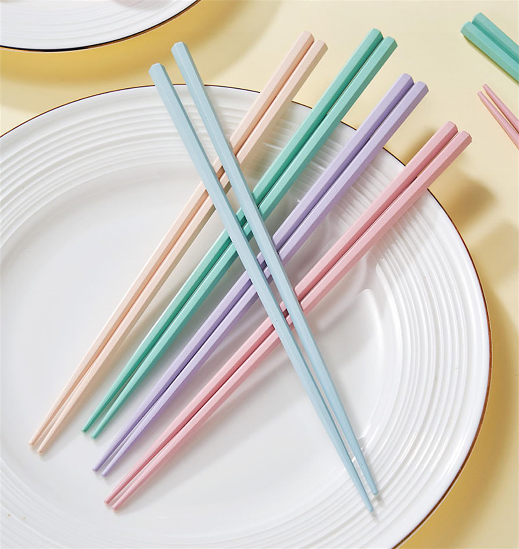 Chopsticks 5 Pairs Dishwasher Safe Reusable Easy to Use Chopsticks Set 9.5 Inches for Sushi, Ramen, Asian Cuisine, Matte Non-slip (Light 5 colors)