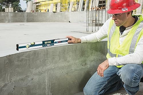 BOSCH Digital Level, 24 Inch. GIM 60