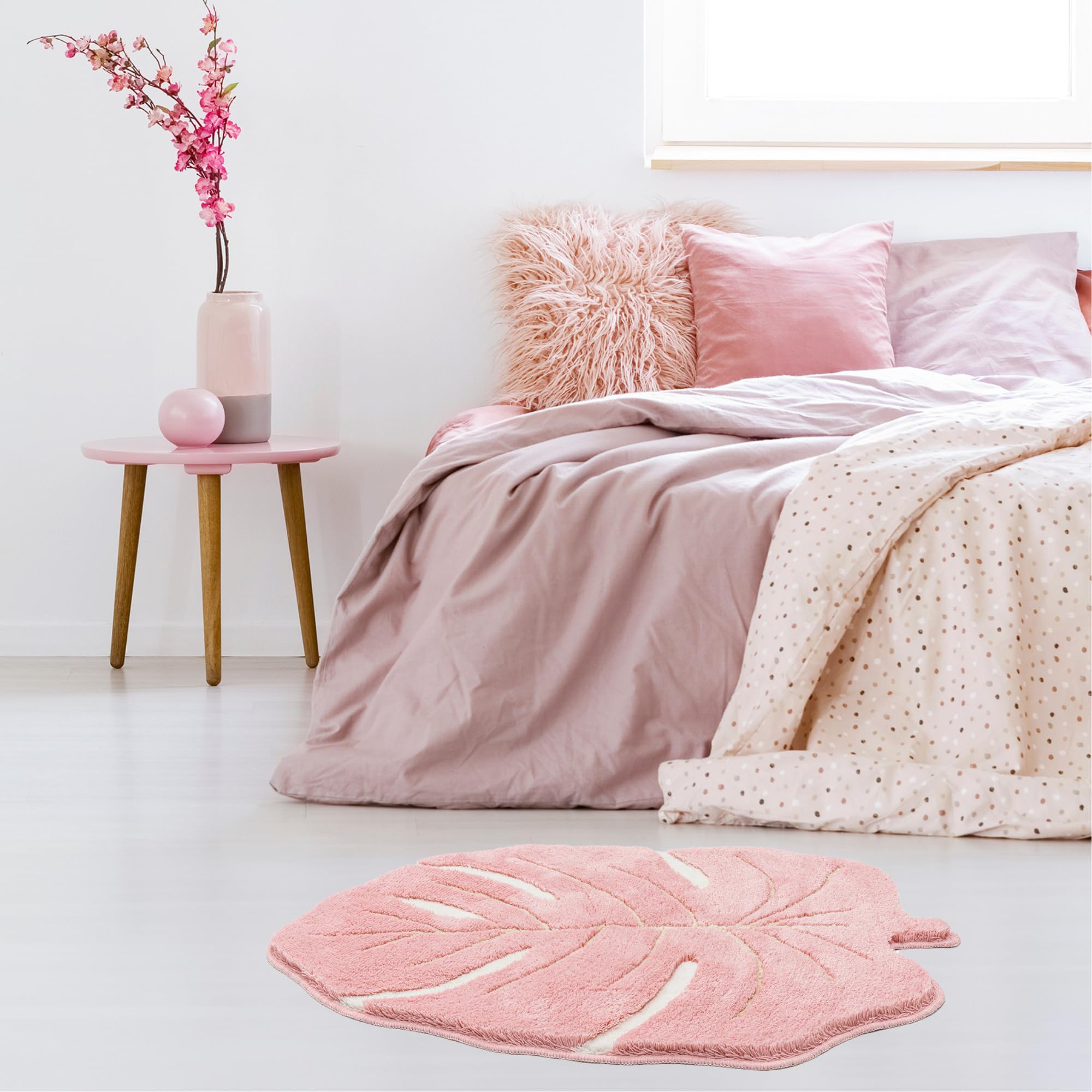 Beyond Deco Hand Tufted Monstera Pink leaf Rug 47x31 inches, non slip soft palm tree plant Area Rug, Anime non slip machine washable bath mats for shower