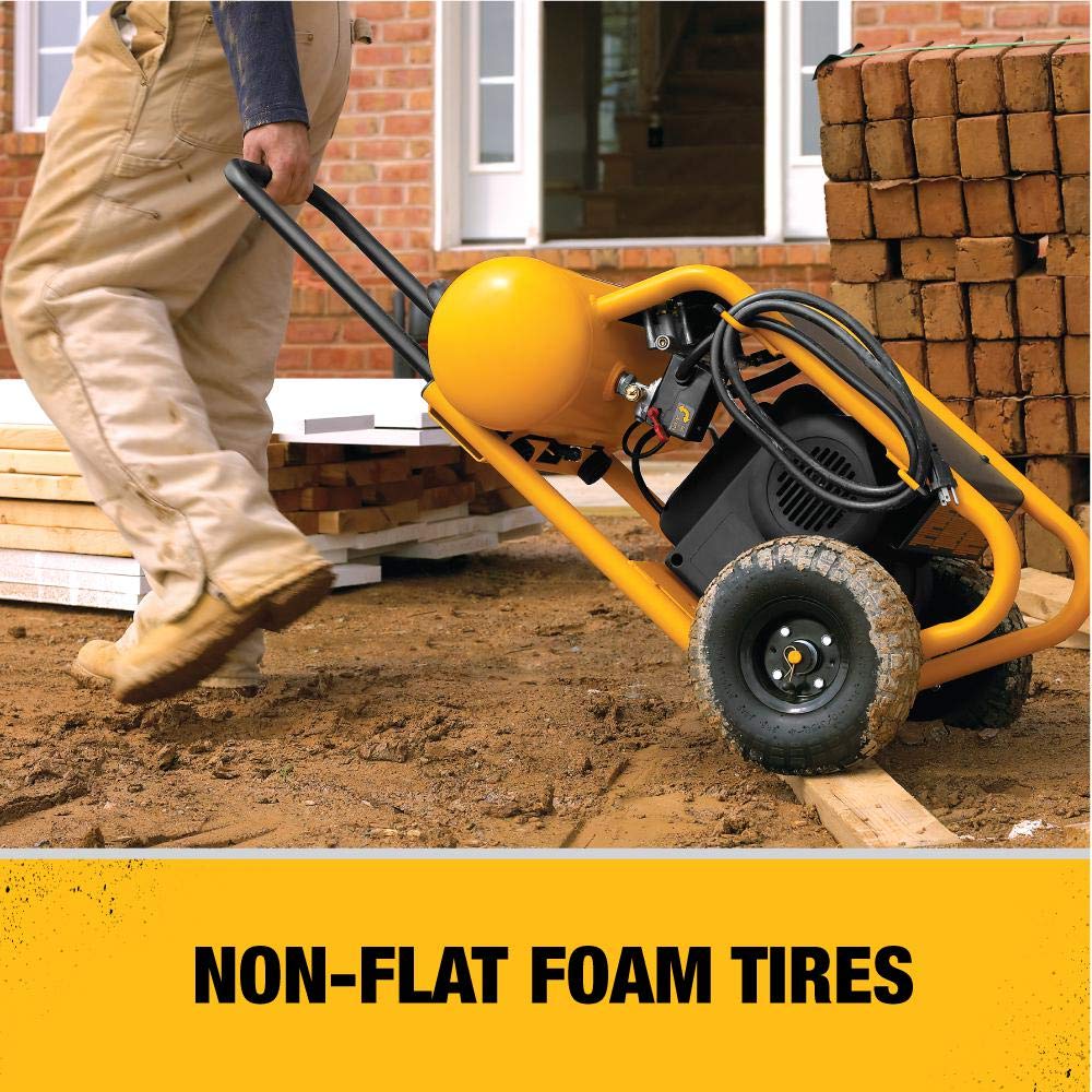 Dewalt D55146 1.6 Hp Continuous 200 Psi, 4.5 Gallon Compressor, 17" x 33.75" x 24.5"