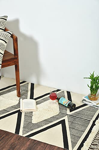 HOMEMONDE Boho Tufted Area Rug 2x4.3 ft Cotton Shaggy Geometric Runner Rugs with Tassels for Kitchen, Bedrooms and Living Room