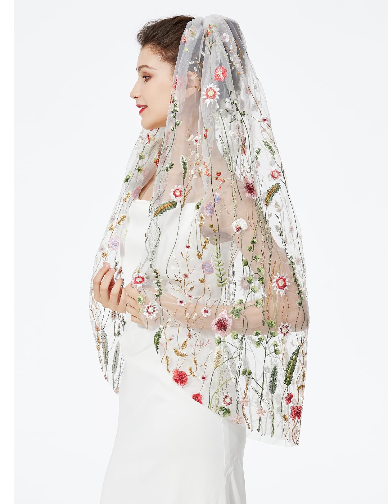 BEAUTELICATE 1 Tier Wedding Bridal Veil Exquisite Embroidered Secret Garden Veil With Comb