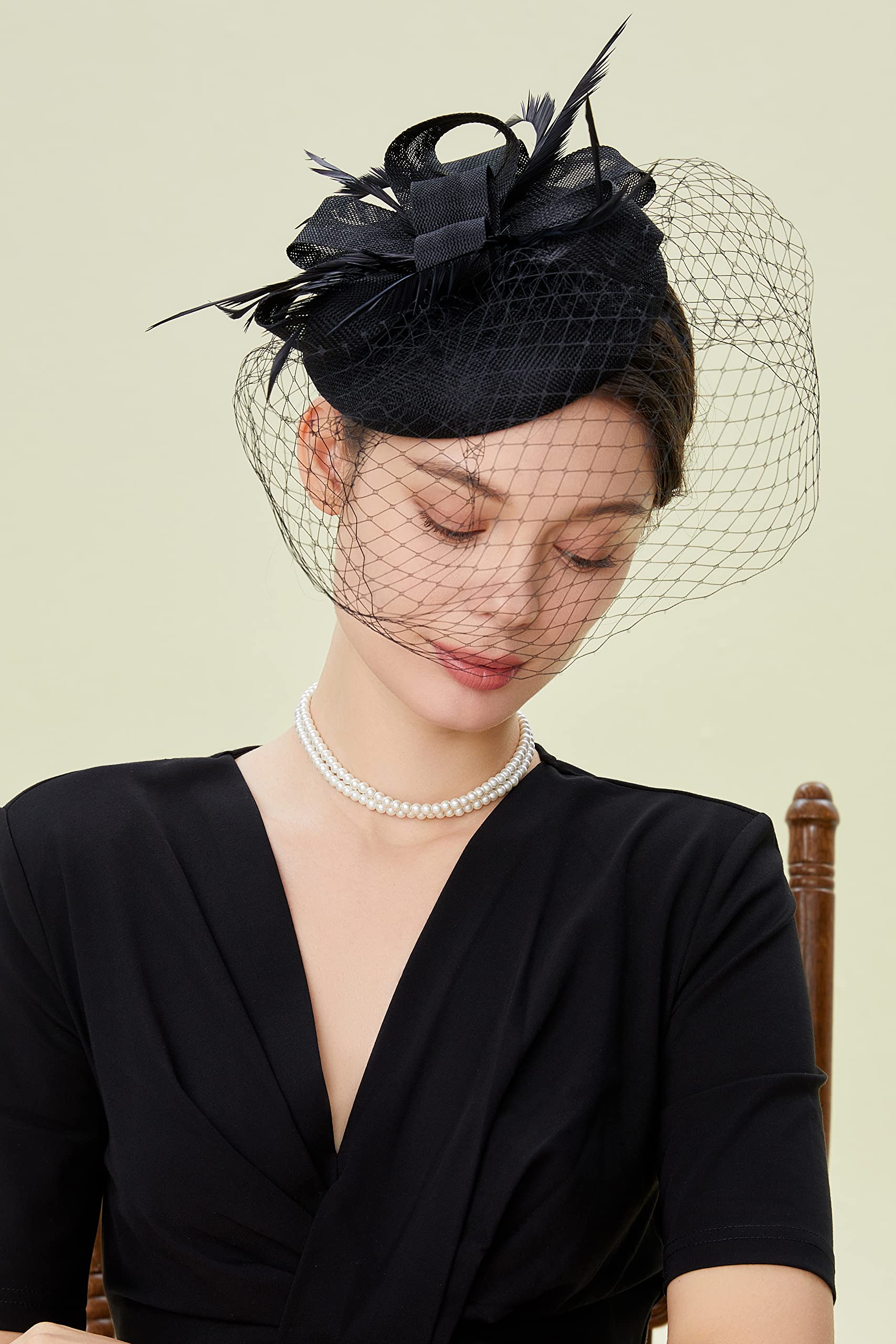 BABEYOND Fascinator Hat Veil Feather Fascinators Hair Clip Tea Party Pillbox Derby Hat Fascinator Bridal Wedding Veil Black
