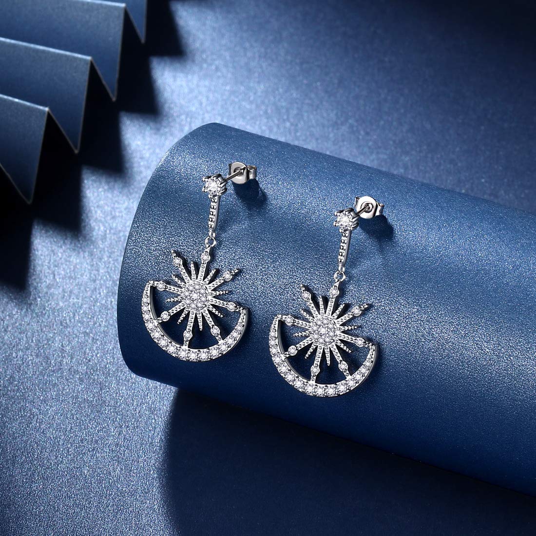 Beautlace Star and Moon Stud Earrings Silver Plated Crescent Moon Stars Dangle Earrings Jewelry Gift for Women KE0088W