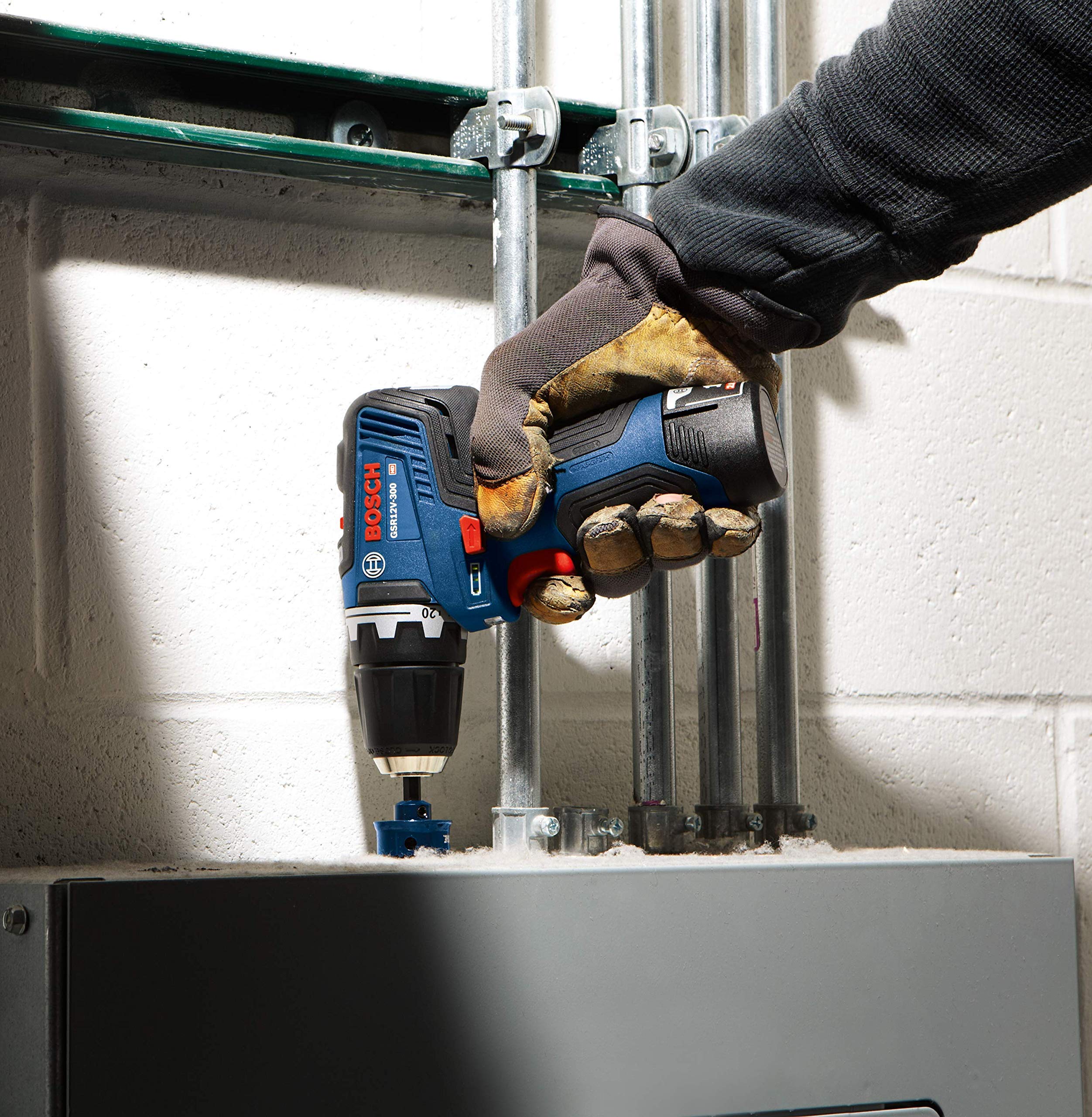 Bosch GSR12V-300B22 12V Max EC Brushless 3/8 In. Drill/Driver Kit (Renewed)