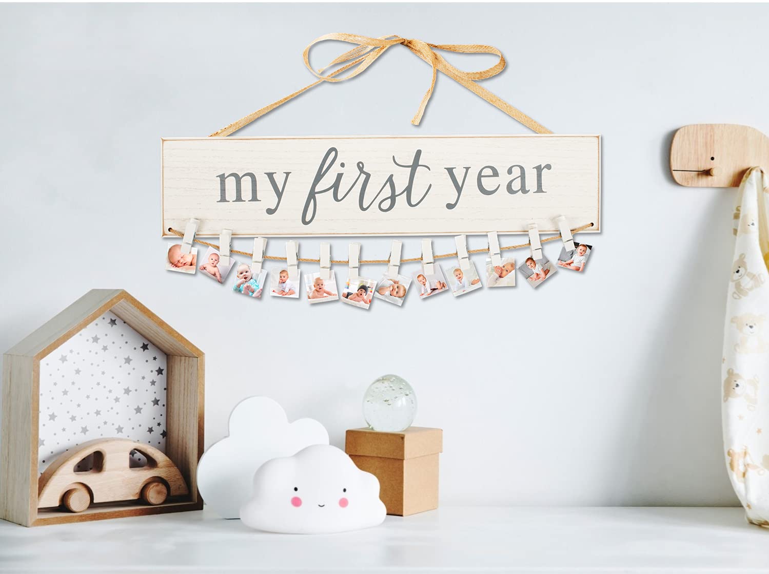 Baby´s First Year Frame | Awesome Gift for Expecting Parents | Hang Picture Frame for Photo Memories | Newborn Keepsake Frame (22 x 5 Inches)