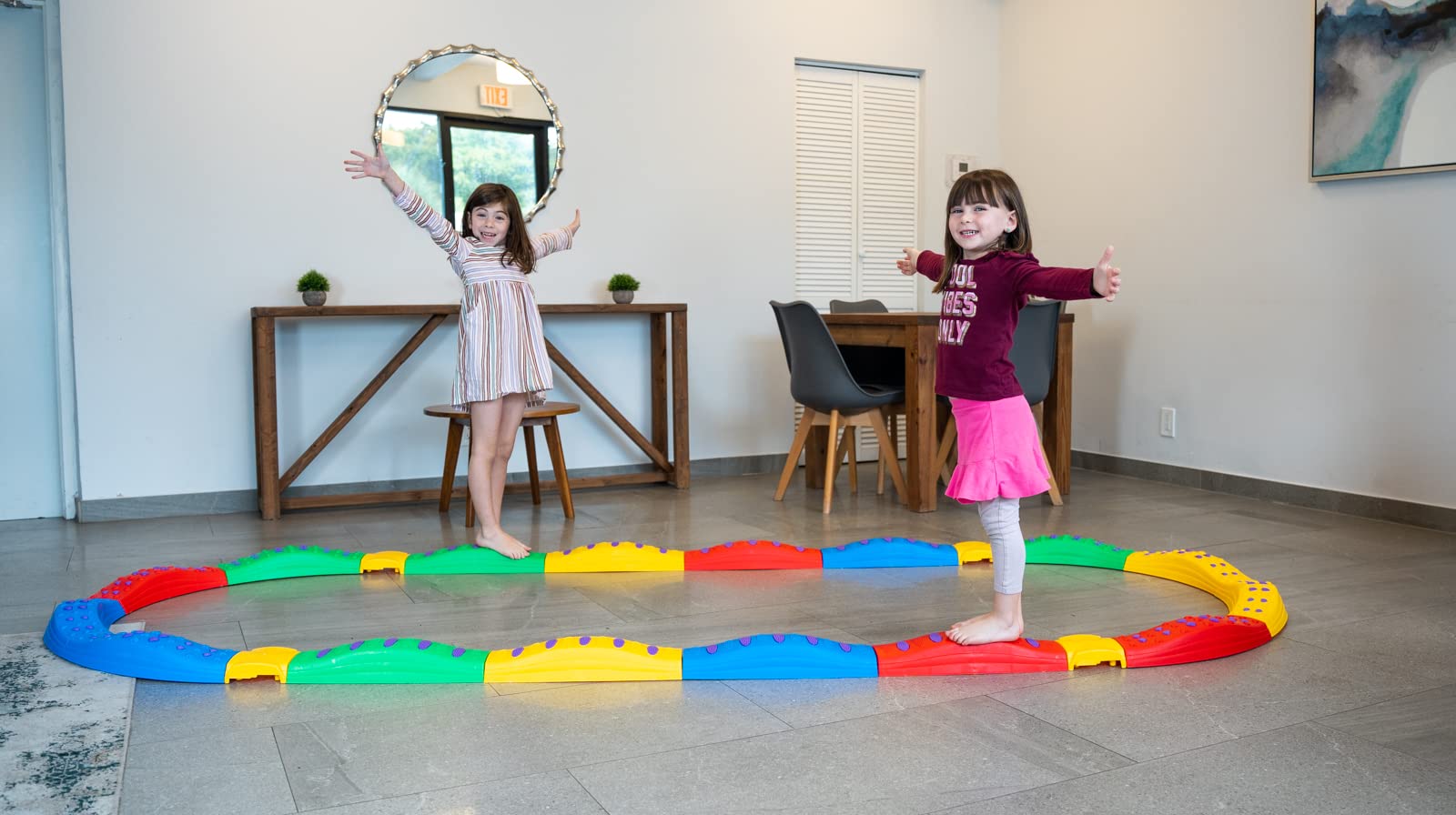 bintiva 20 Piece Tactile Balance Beam for Children - 8 Straight Pieces - 8 Curved Pieces - 4 Square Connectors - Unlimited Path Options