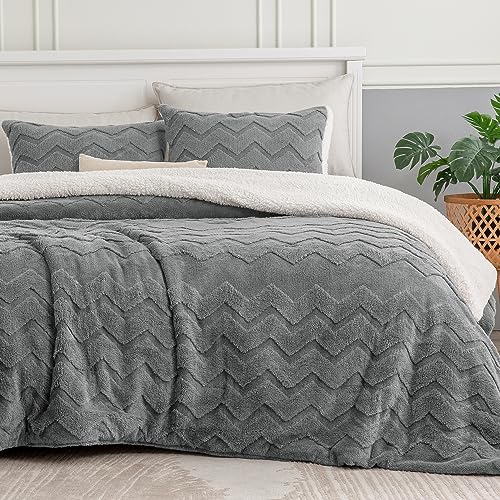 BEDELITE Fluffy King Size Comforter Set - Super Soft Sherpa Grey Comforter for King Size Bed, Luxury Warm Bedding Set for Winter, Fuzzy Bed Set 3 pieces (1 Comforter, 2 Pillowcases)