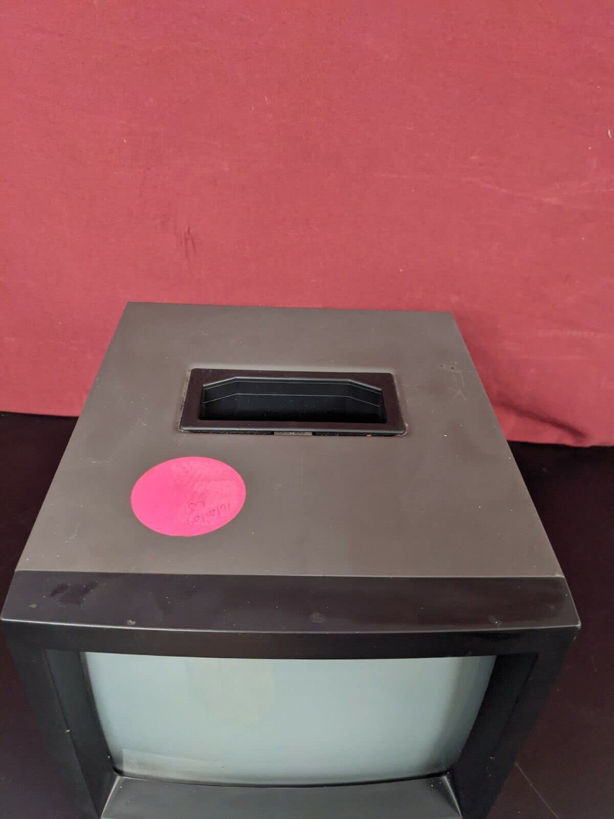 CEM-09 9" Black and White CRT Video Monitor/B/W / 230V 50HZ / European Plug