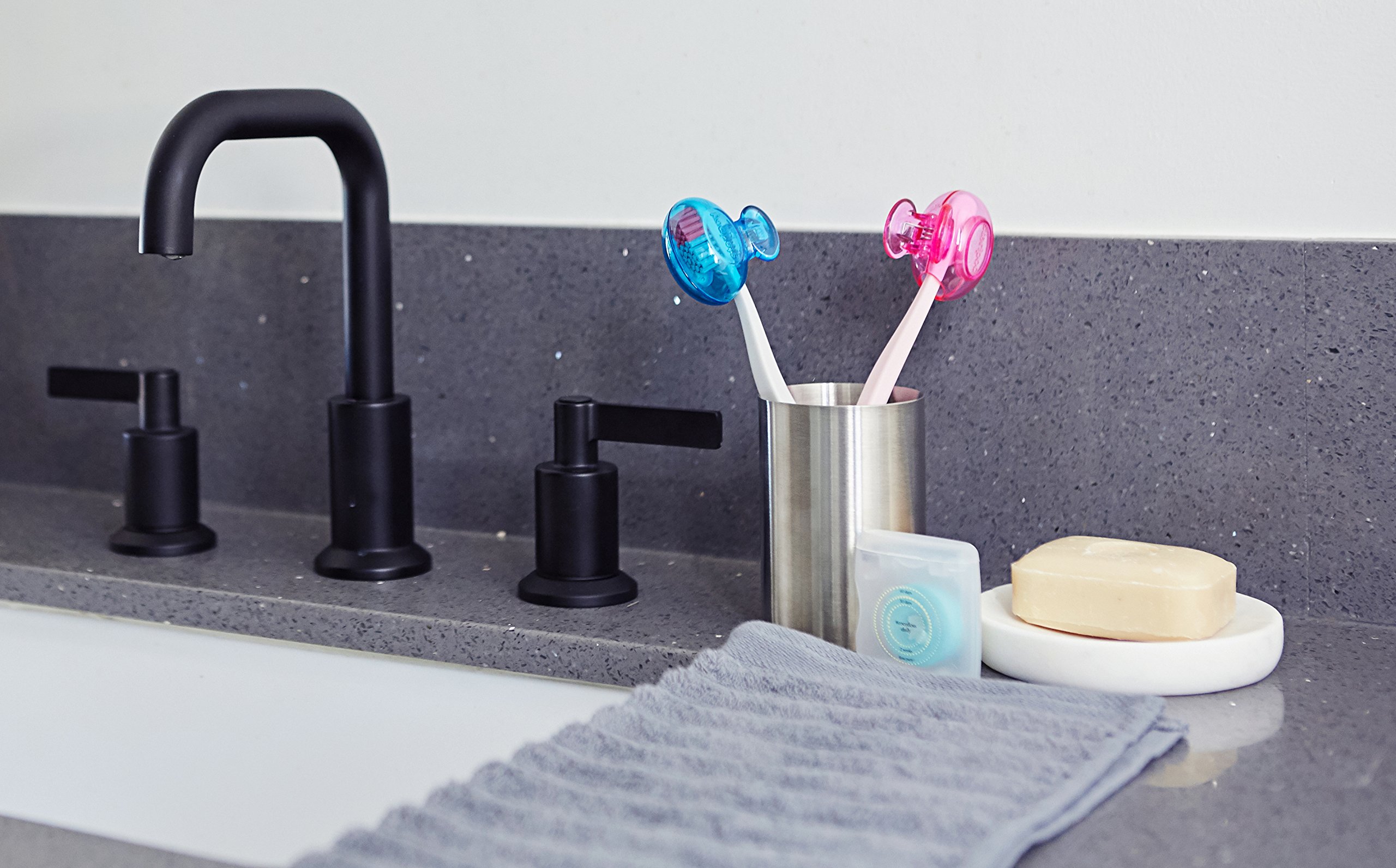 Steripod Clip-On Toothbrush Protector