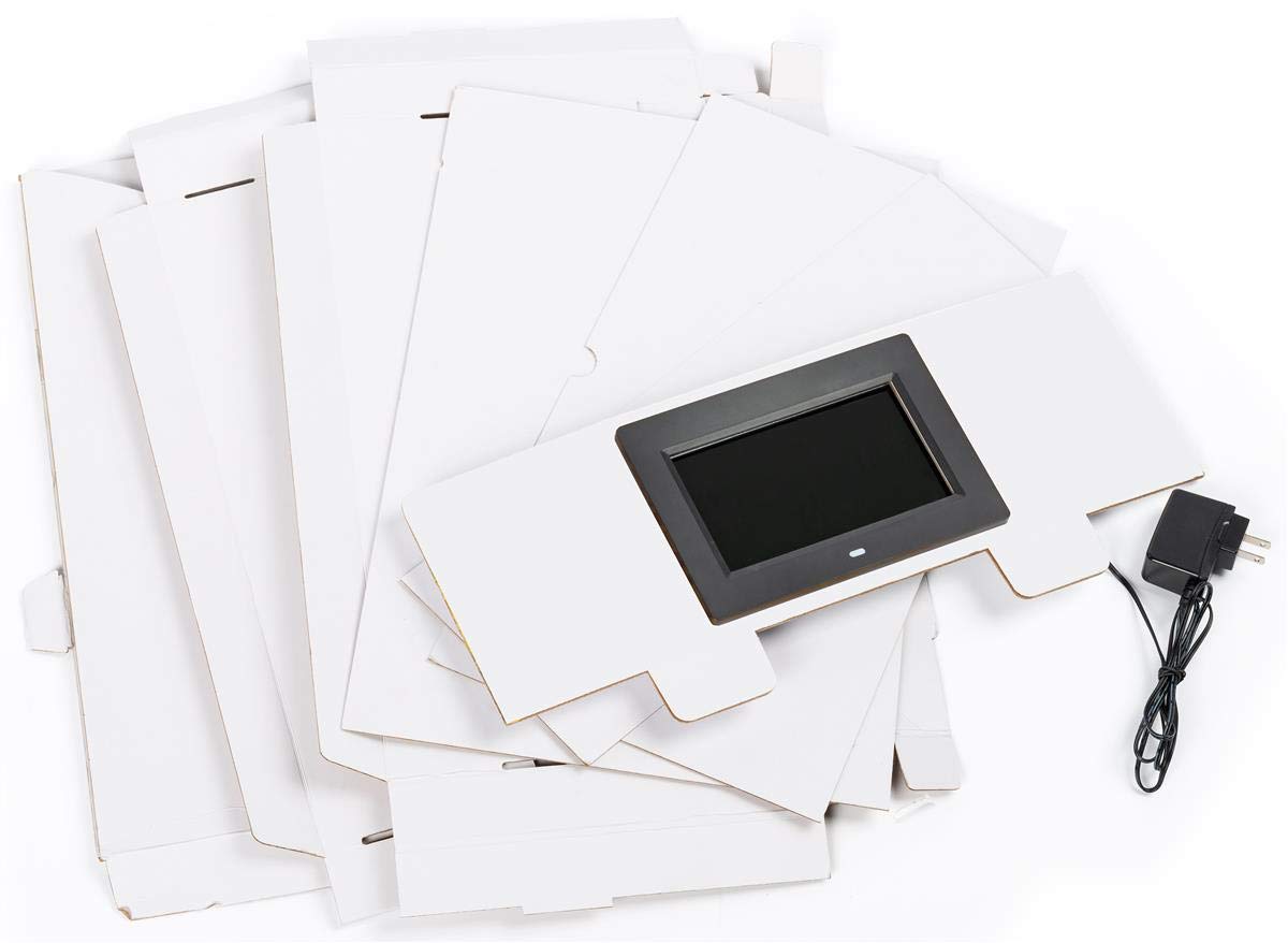 Displays2go Countertop Cardboard Shelving with 7" Digital Display – White (TBSH3WTDG)