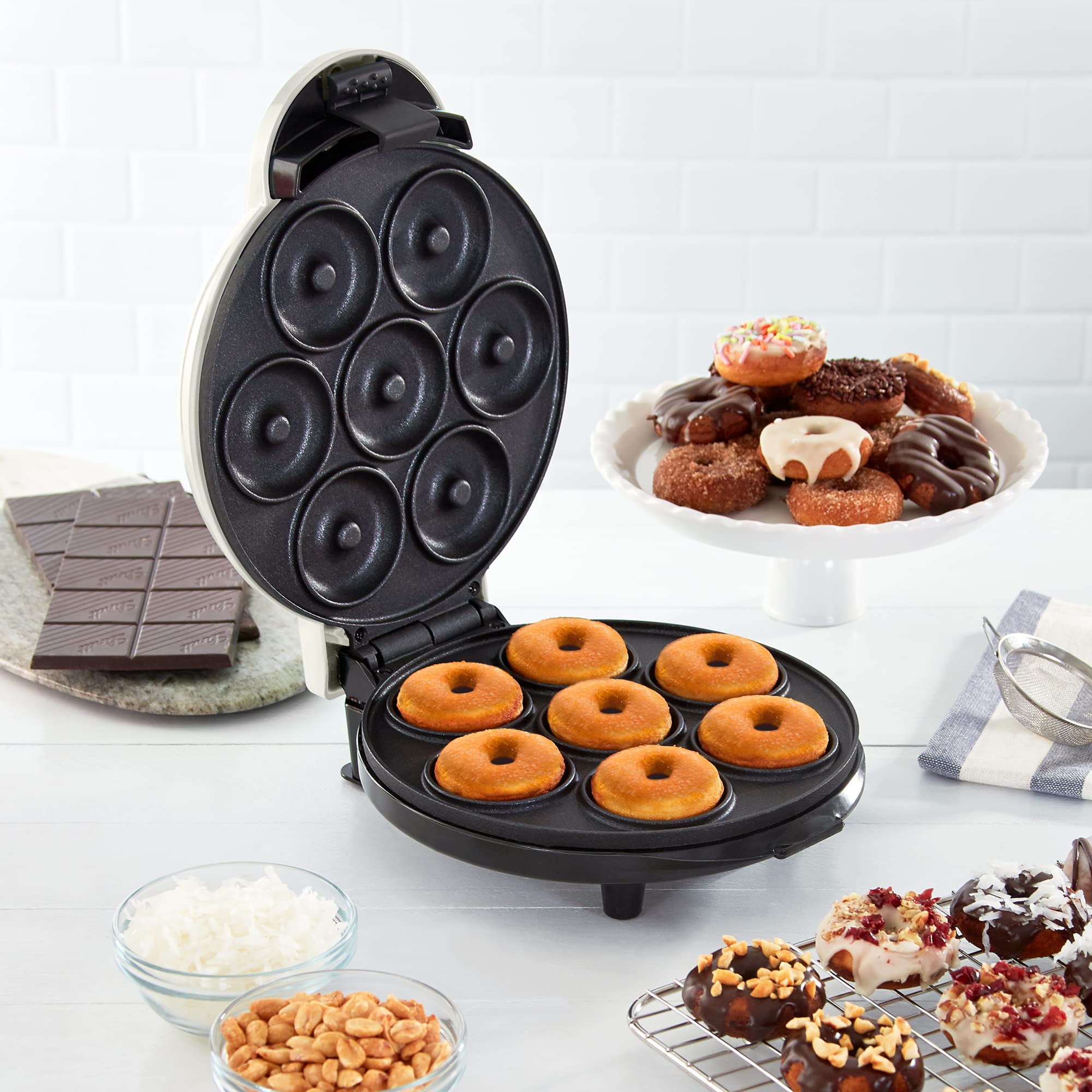 Dash Mini Donut Maker Machine for Kid-Friendly Breakfast, Snacks, Desserts & More with Non-stick Surface, Makes 7 Doughnuts - Cream