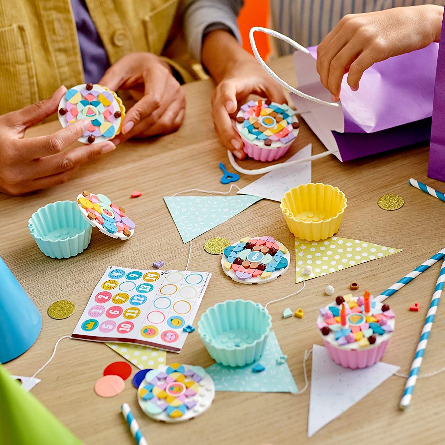 LEGO DOTS Creative Party Kit 41926 DIY Craft Decorations Kit; Makes a Perfect Play Activity for Kids, New 2021 (622 Pieces)