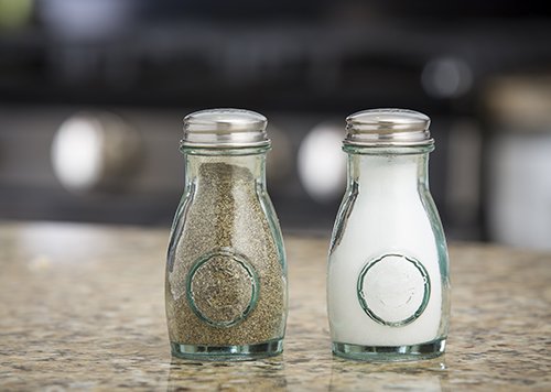 Tablecraft Salt & Pepper Shaker Set, 4 oz, Green