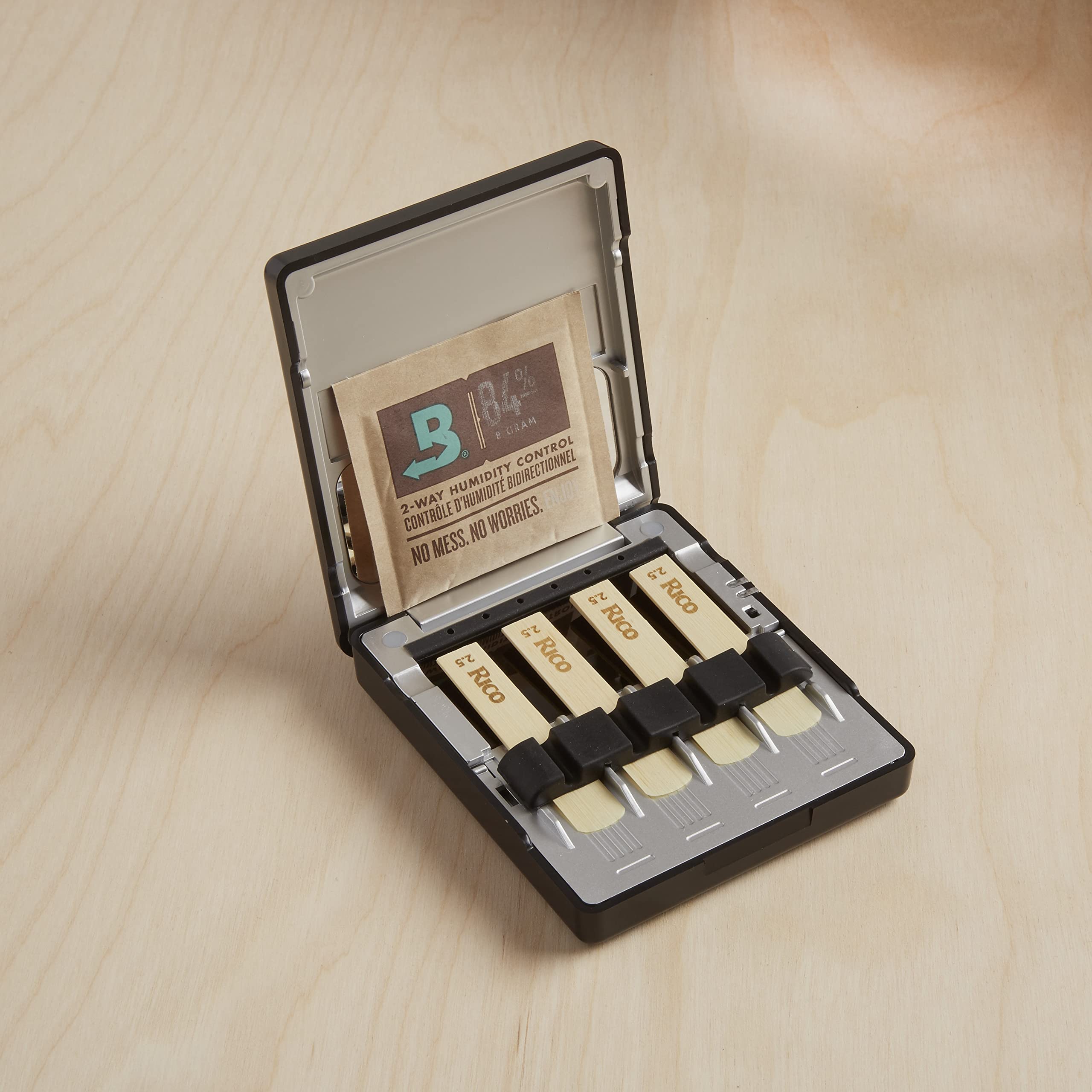 Boveda Wooden Music Instruments - 84% RH 2-Way Humidity Control - Size 8 For Wooden Instruments – Protects All Wood Instruments For Optimal Sound – Prevents Cracking & Warping Of Guitars – 10 Count