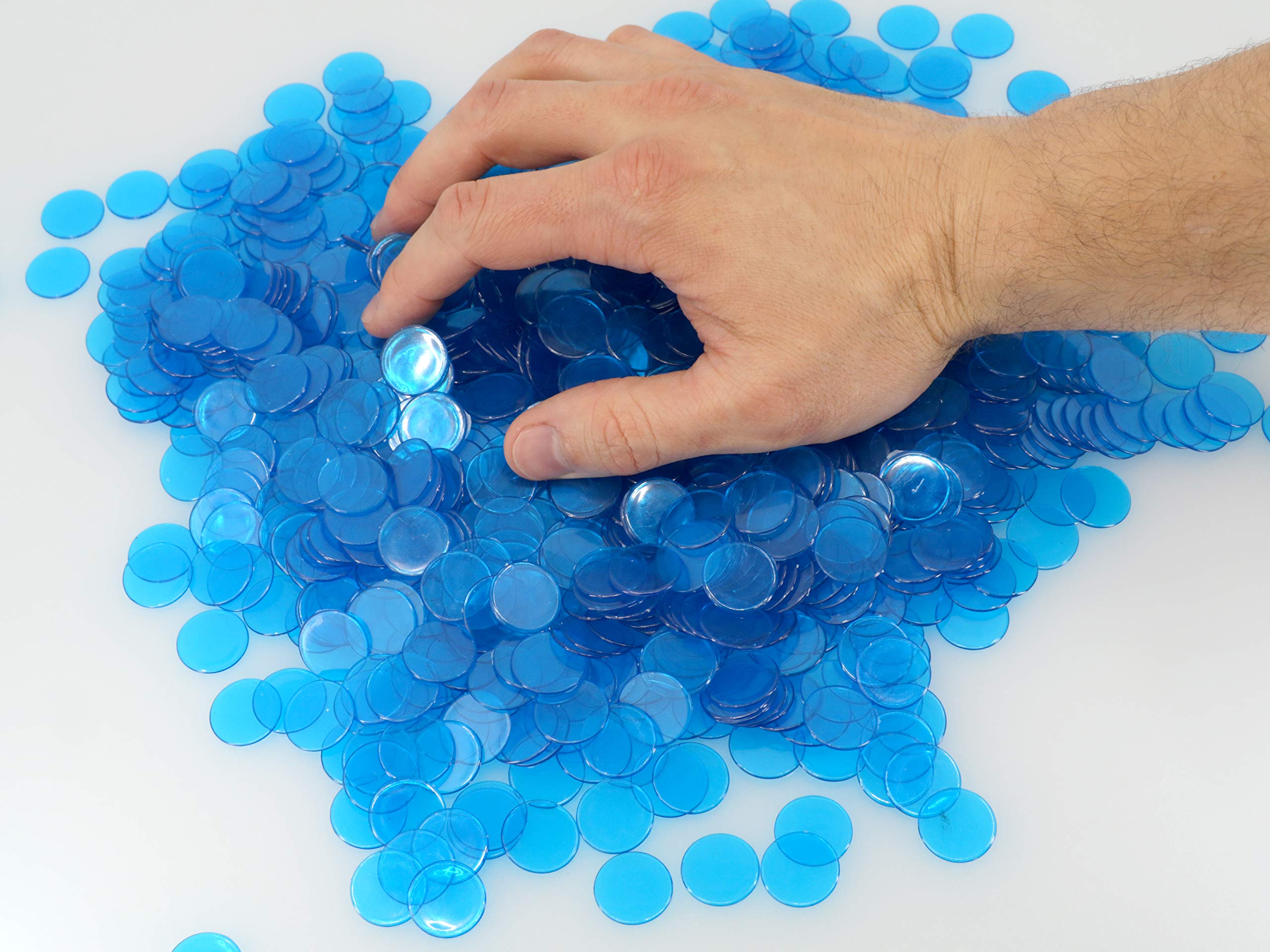 Regal Bingo Plastic Bingo Chips 500 Pcs - Clear Transparent Counters Game Chips Set for Board Game - Fun Bingo Night - 3/4 Inch Green Color