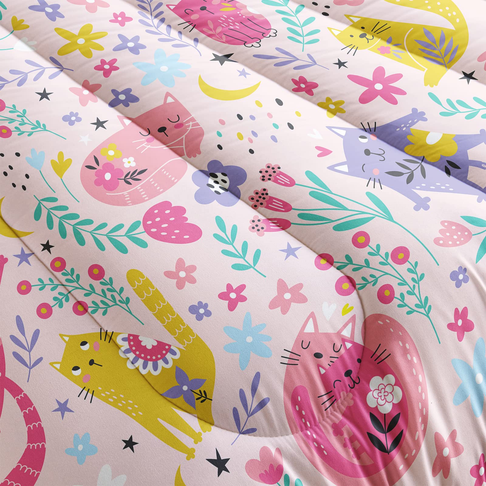 QOOMO Floral Cat Comforter Twin Size,Pink Cat Comforter Set for Kids Teens Girls,3Pcs Bedding Set Printed Comforter with 2 Pillowcases,Down Alternative,Soft and Lightweight(Pink,Twin Size)