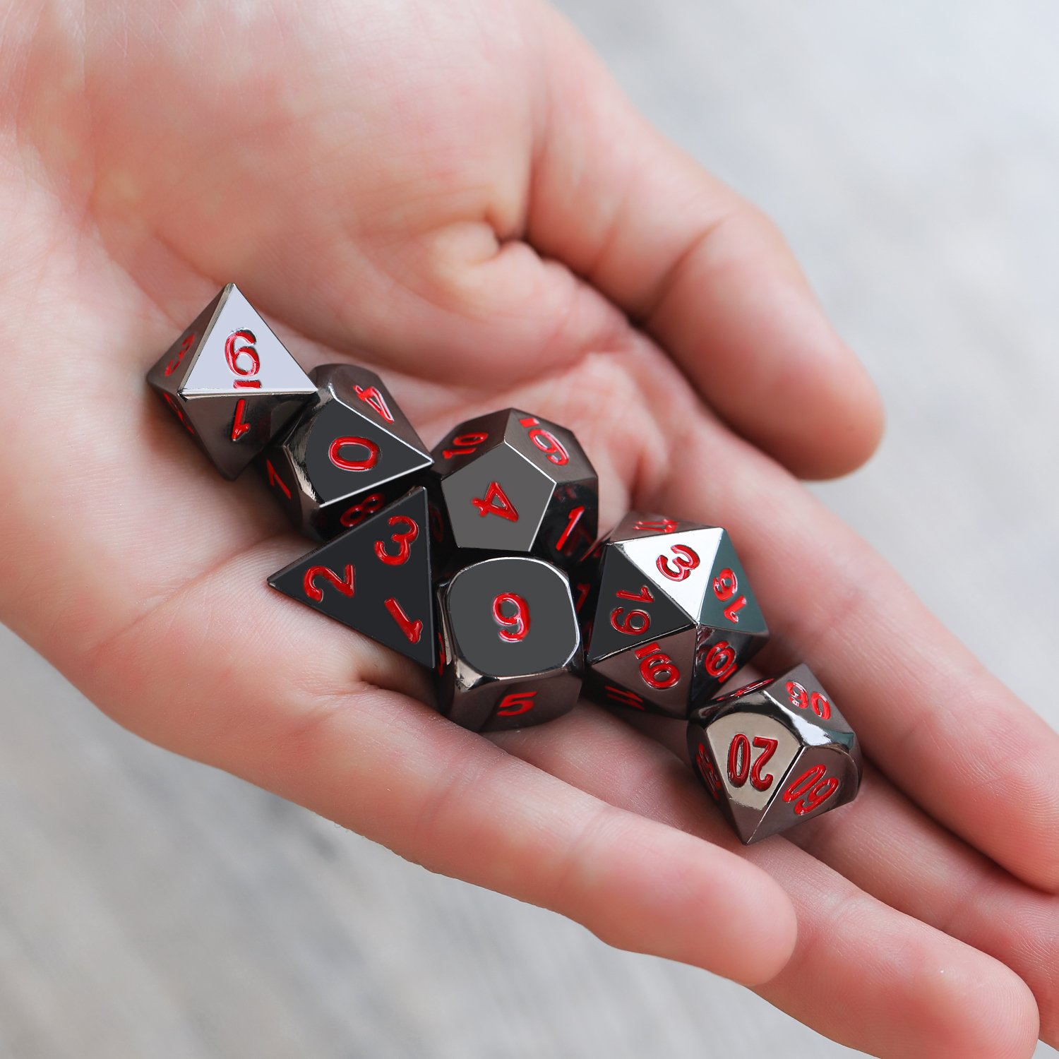 Frienda Zinc Alloy Metal Polyhedral 7-die Dice Set Compatible with Dungeons and Dragons RPG Dice Gaming Math Teaching, D20, D12, 2 Pieces D10 (00-90 and 0-9), D8, D6 and D4 (Black and Red)