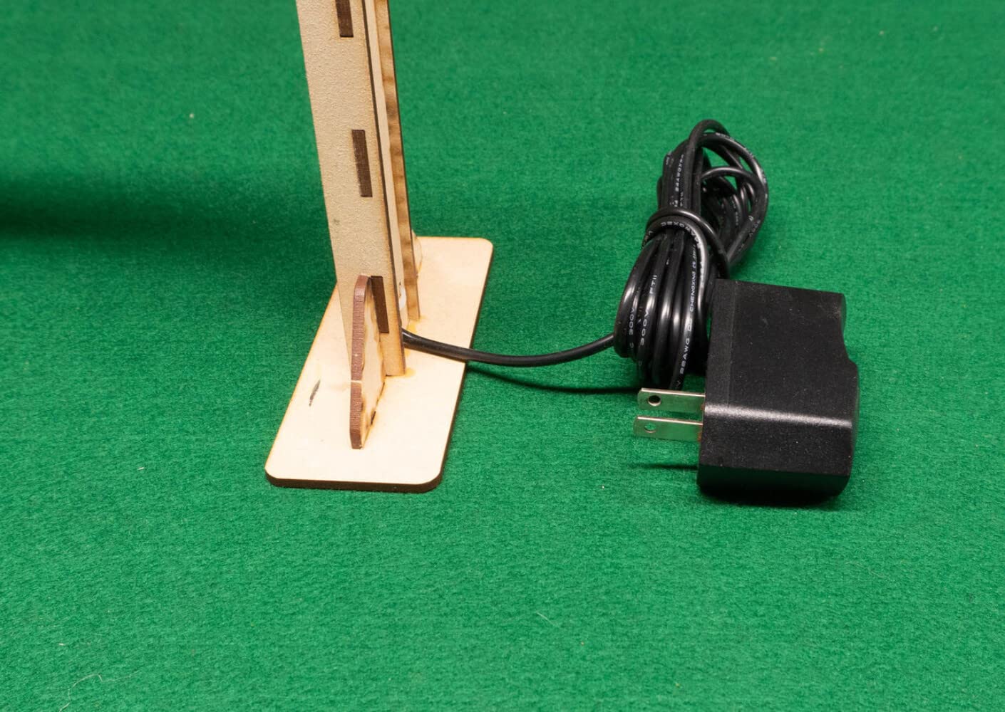 GameCraft Miniatures LED Workbench Light, Double Wide, Extra Tall