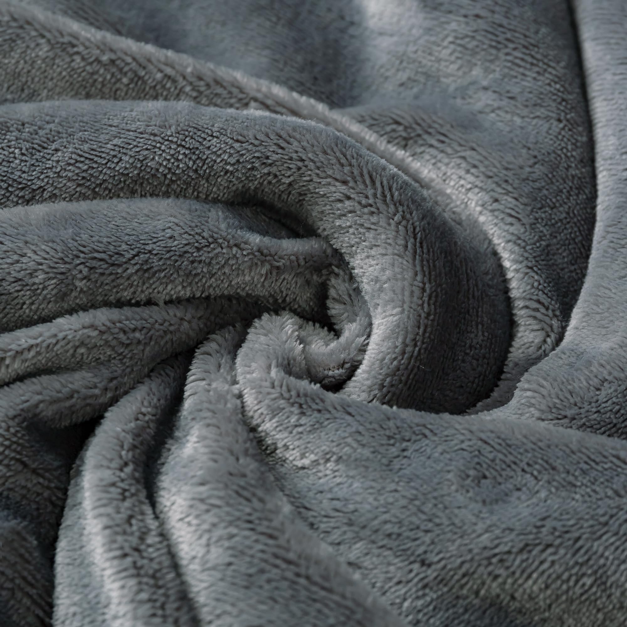 BEDELITE Sherpa Fleece Blanket Twin Size, Thick Warm Blankets for Winter, Reversible Soft & Cozy Fuzzy Blanket for Couch and Bed (Grey, 60" X 80")