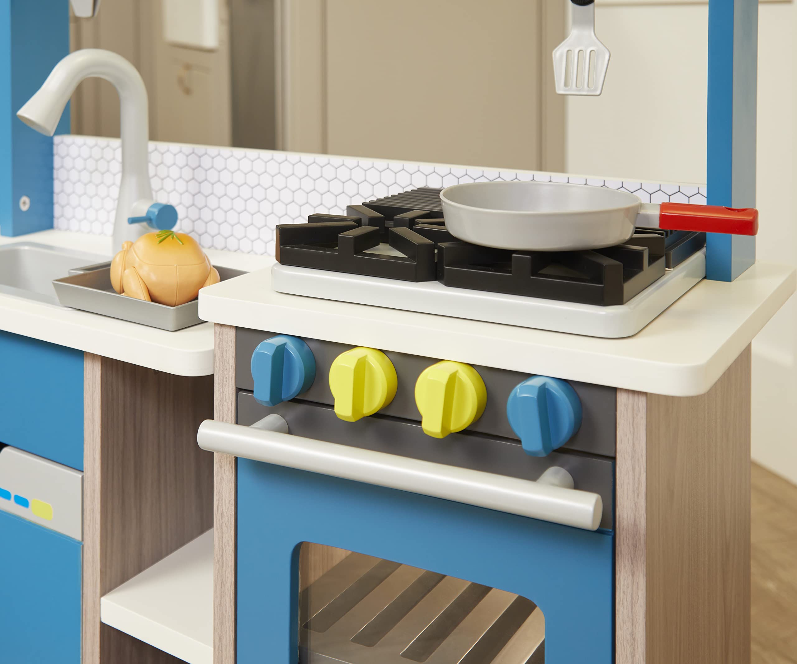Little Tikes® Classic Cook’s Kitchen with Island 2-in1 Multi Kid Interactive 360 Degree Role Play with Style, Function, Accessories and Imagination Fun for Kids Boys Girls Ages 3-8 Years