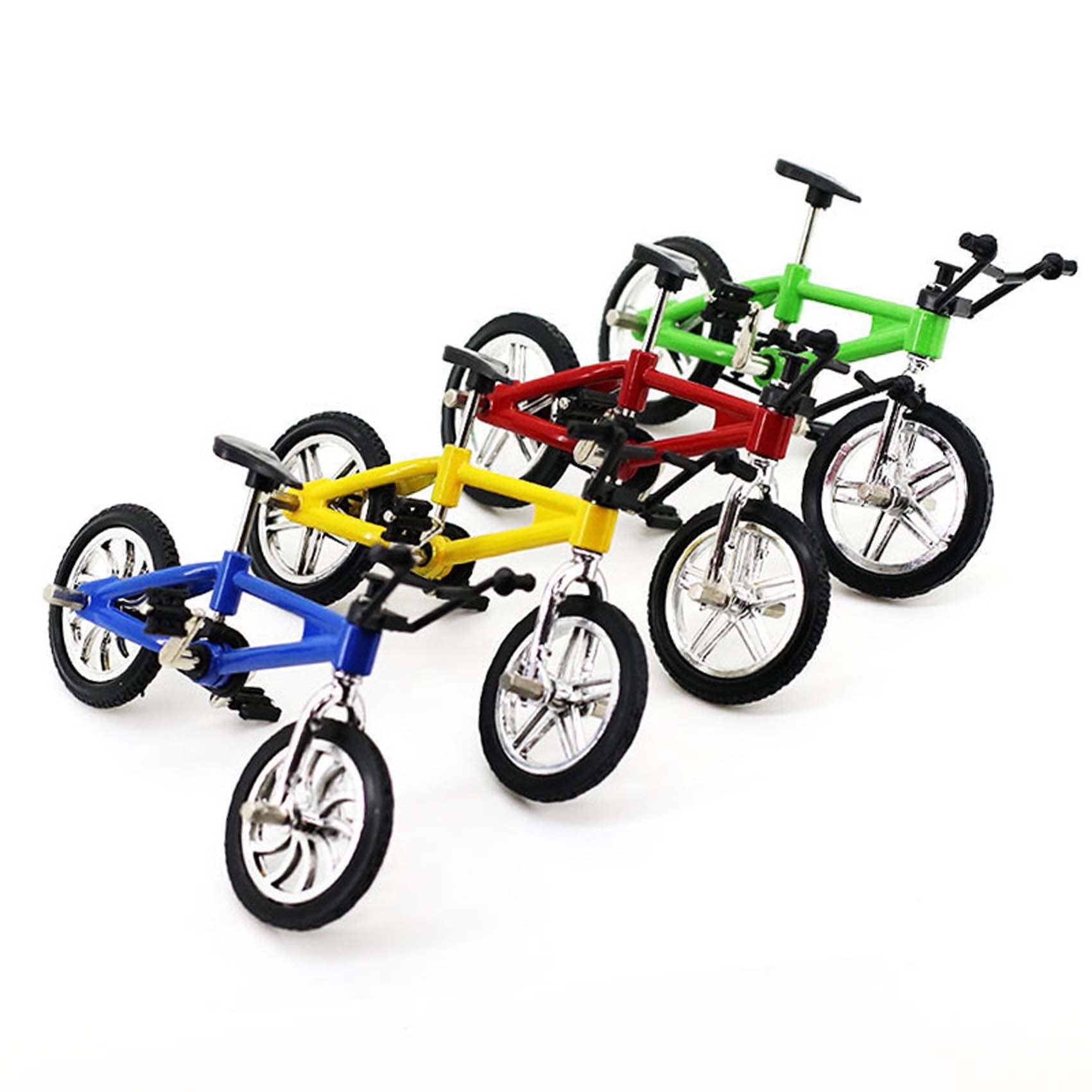 LAFEINA Mini Bike Bicycle Accessories Model Toys for 1/10 Scale RC Crawler Car SCX10 TRX4 Tamiya CC01 D90 D110 (Green)