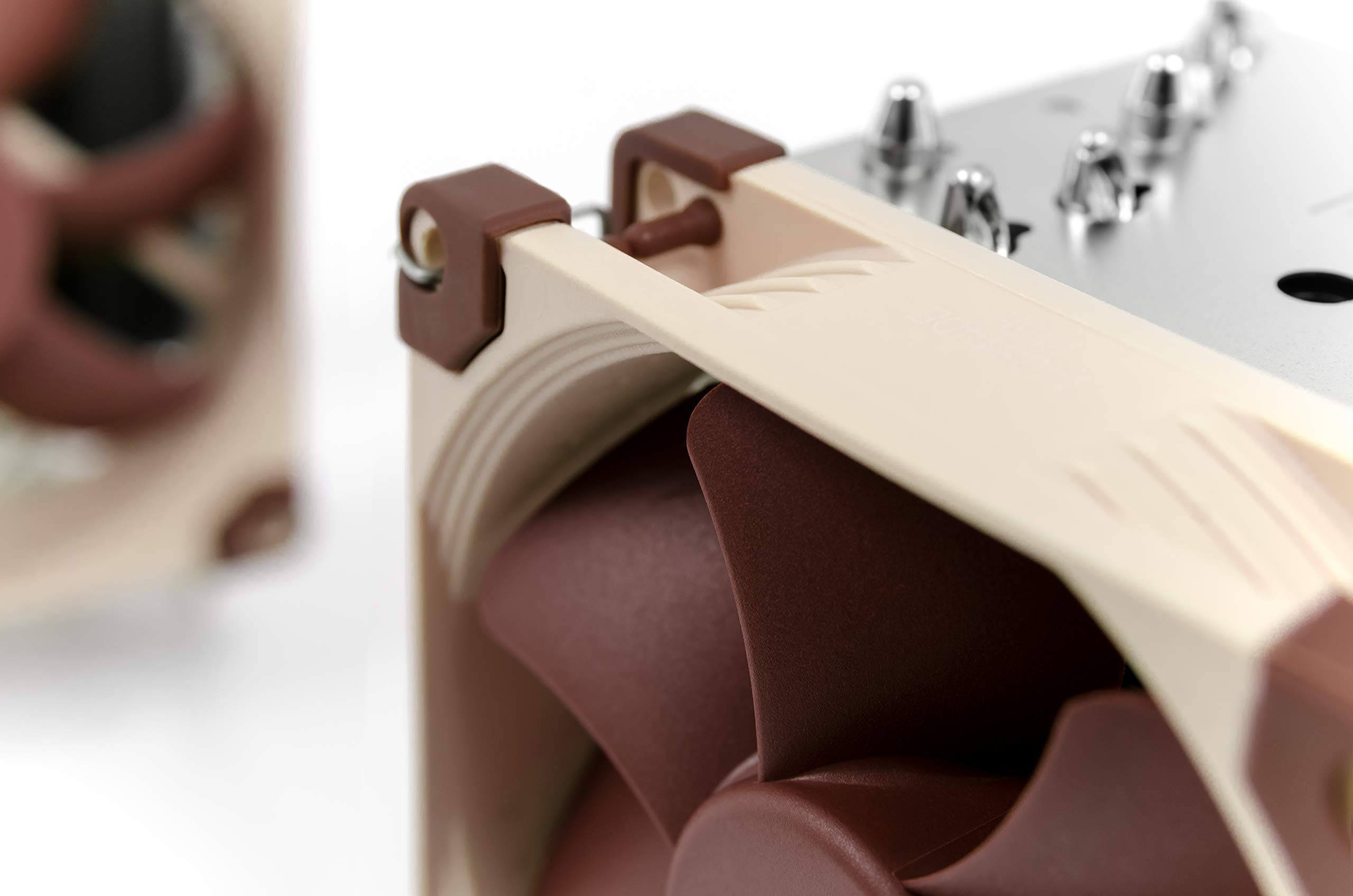 Noctua NH-U9S, Premium CPU Cooler with NF-A9 92mm Fan (Brown)