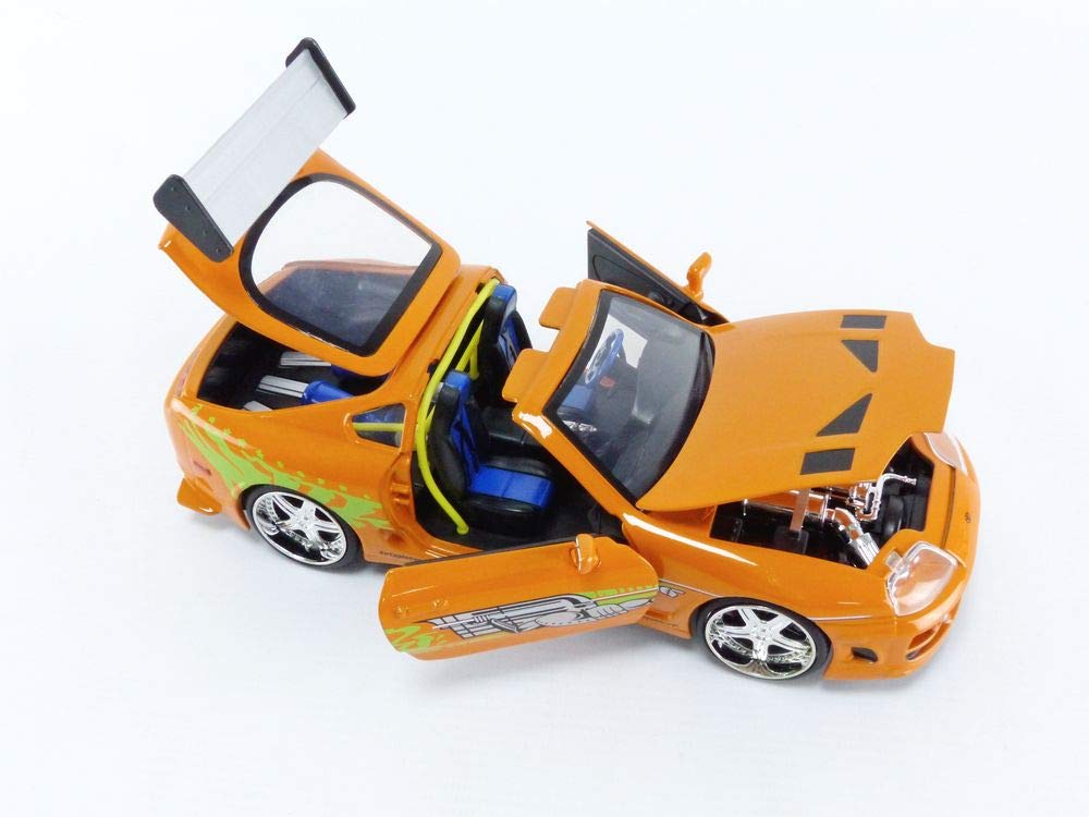 Jada 1:24 Diecast 1995 Toyota Supra with Brian O'Conner Figure, Men