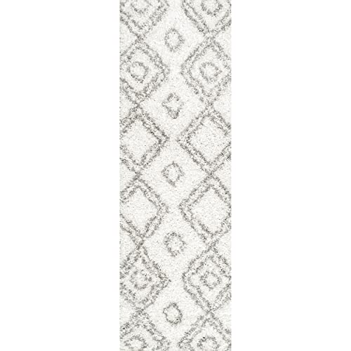nuLOOM Iola Geometric Shag Runner Rug, 2' 8" x 8', White