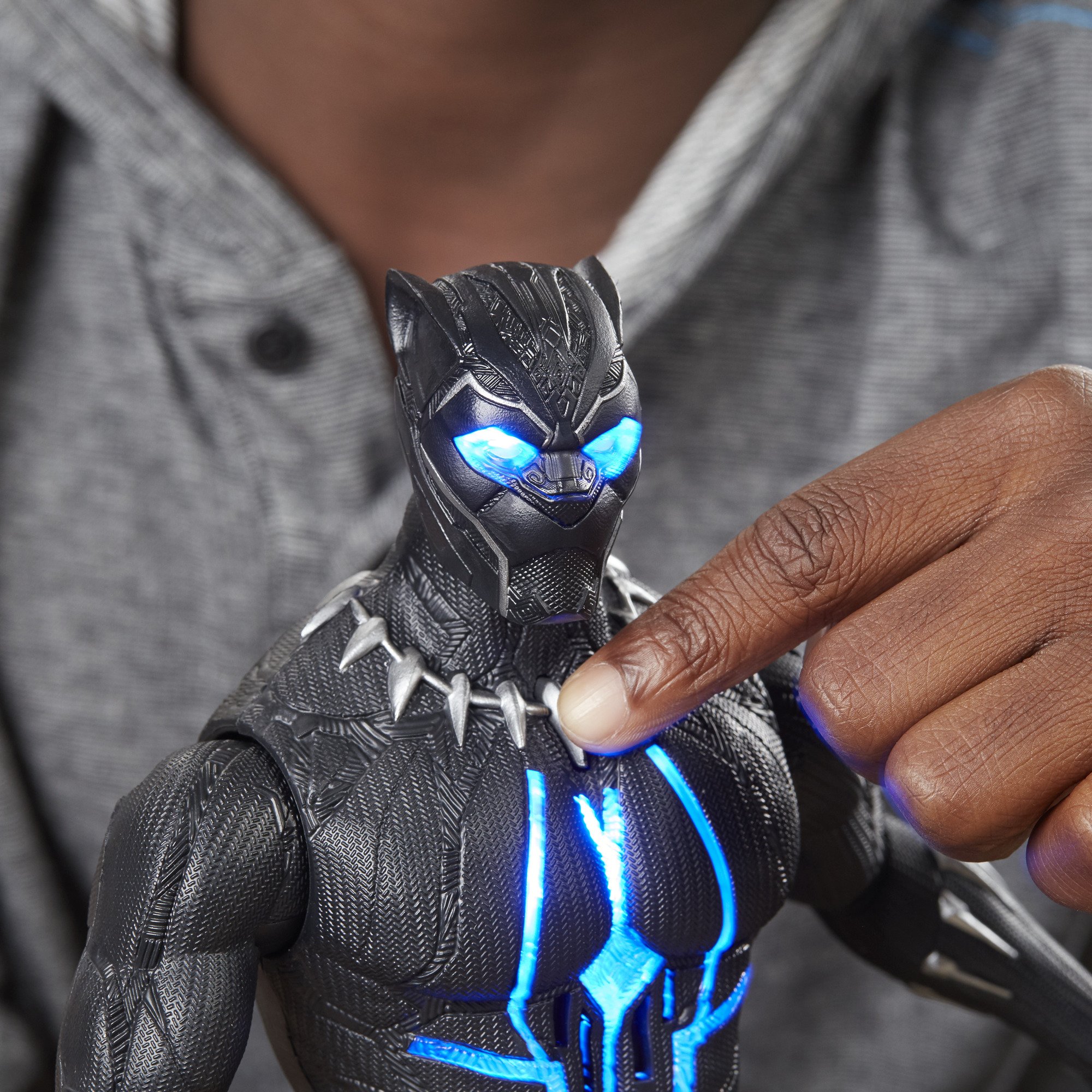 Hasbro Collectibles - Black Panther Hero Slash and Strike Figure(Marvel)