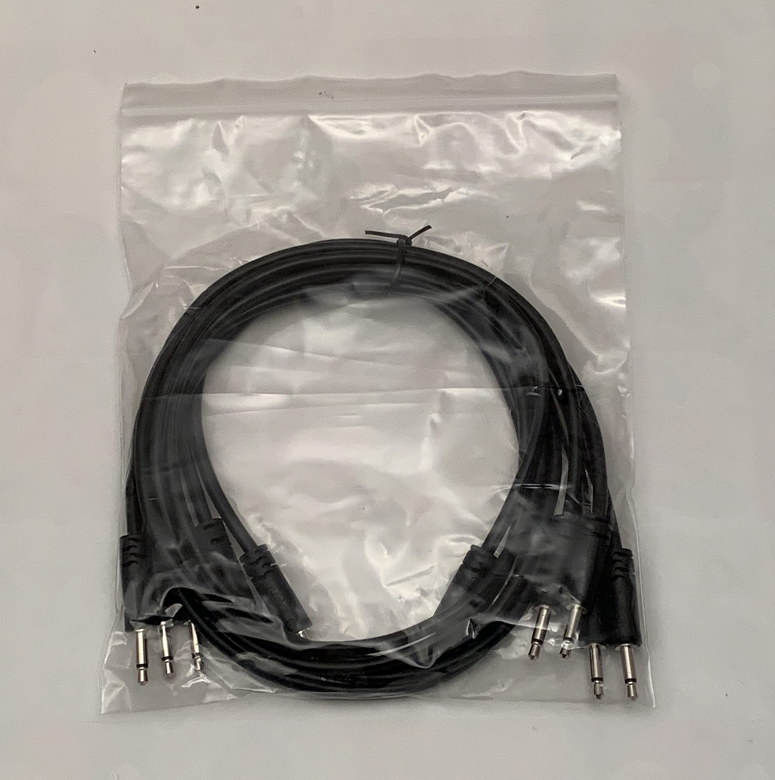 Starving Students Music Supplies Luigis Modular Supply Spaghetti Eurorack Patch Cables Package of 5 Black Cables, 24 60 cm