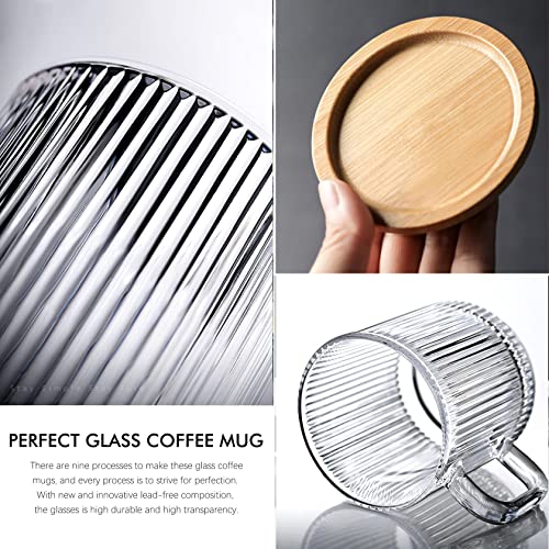 Leadiy Transparent Glass Coffee Mug with Lid, Clear Glass Coffee Cups, Classical Vertical Stripes Coffee Mugs for Latte Juice Tea 12.5 Ounces