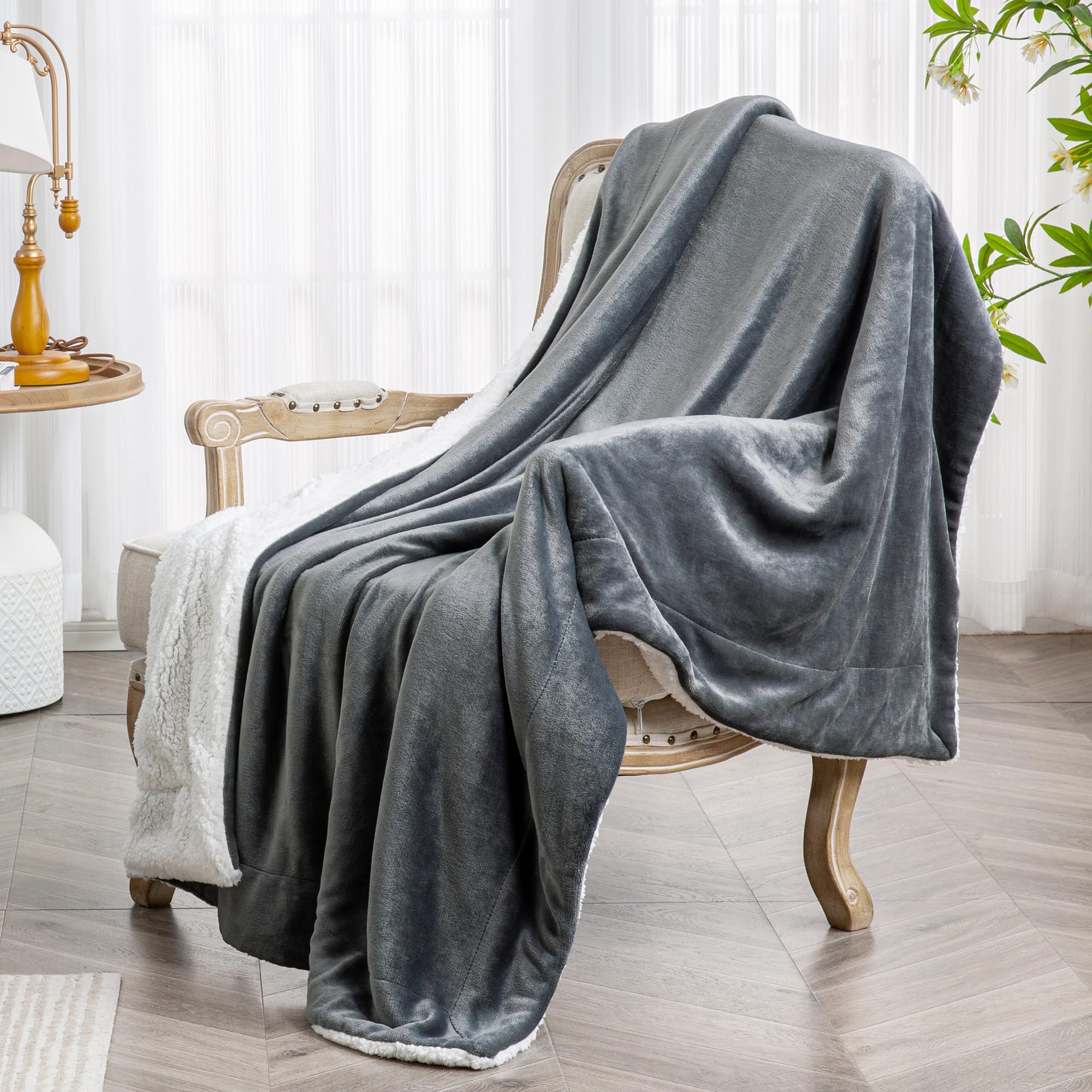 BEDELITE Sherpa Fleece Blanket Twin Size, Thick Warm Blankets for Winter, Reversible Soft & Cozy Fuzzy Blanket for Couch and Bed (Grey, 60" X 80")