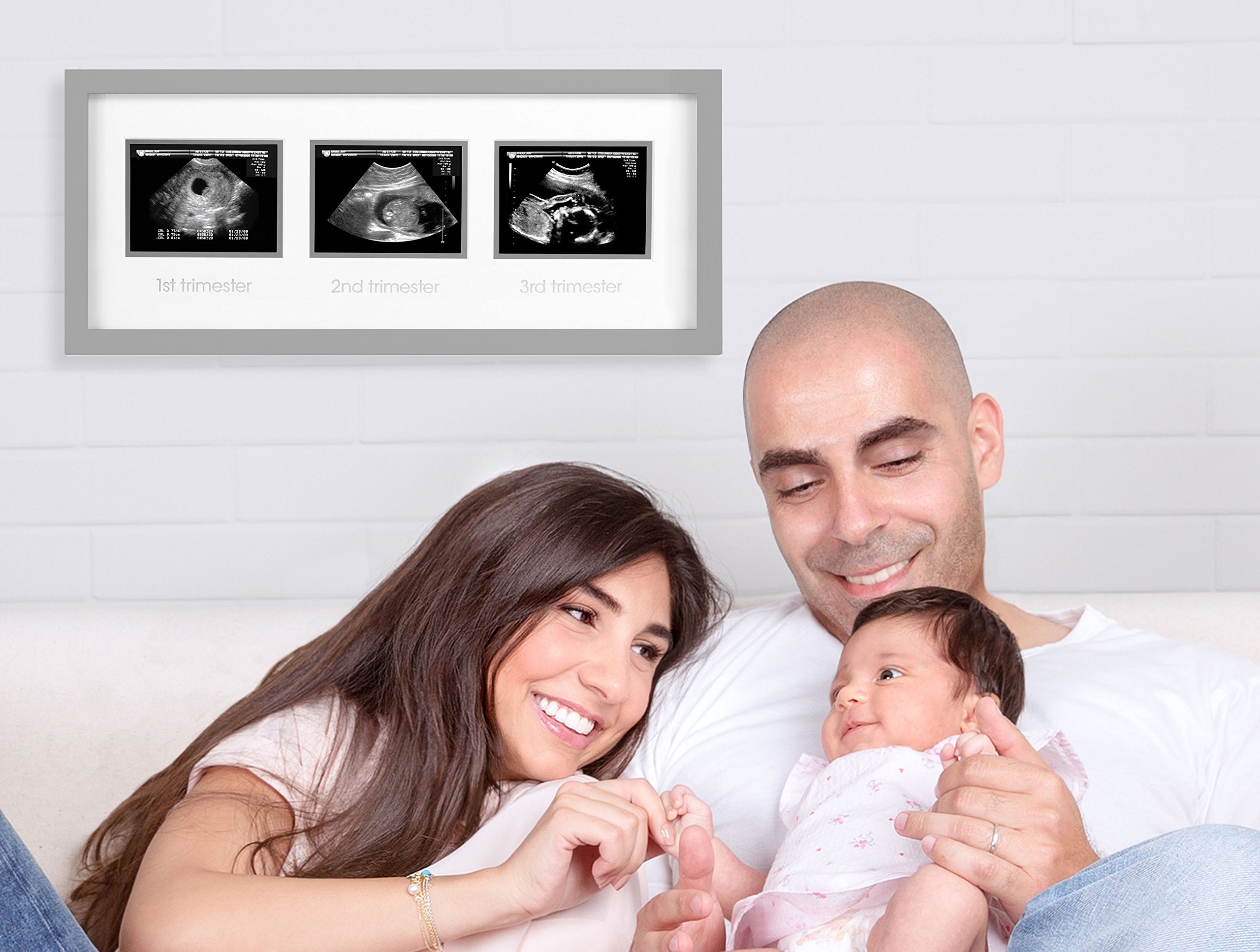 Pearhead Triple Sonogram Picture Frame, Pregnancy Keepsake Photo Frame, Gender-Neutral Baby Nursery Décor, Baby Accessory for New and Expecting Parents, Gray