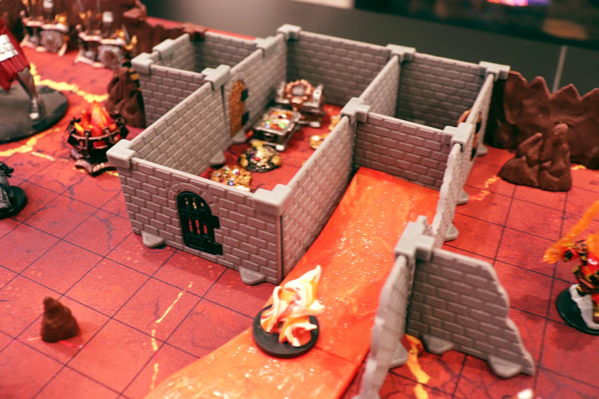 Mini Ruins Dungeon Kit - Dungeon Castle Cavern Terrain for RPGs, Dungeons & Dragons (DND), Pathfinder, War Gaming, and More! - by DCD (21+pcs, 0.6sqft, 4rooms)