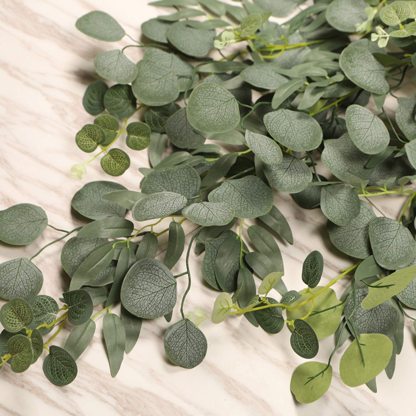 MOOVGTP Eucalyptus Swags, 31.5inch Artificial Hanging Eucalyptus Plants Green Eucalyptus Garland Eucalyptus Teardrop Swag Front Door Eucalyptus Flower for Home Garden Wedding Decoration