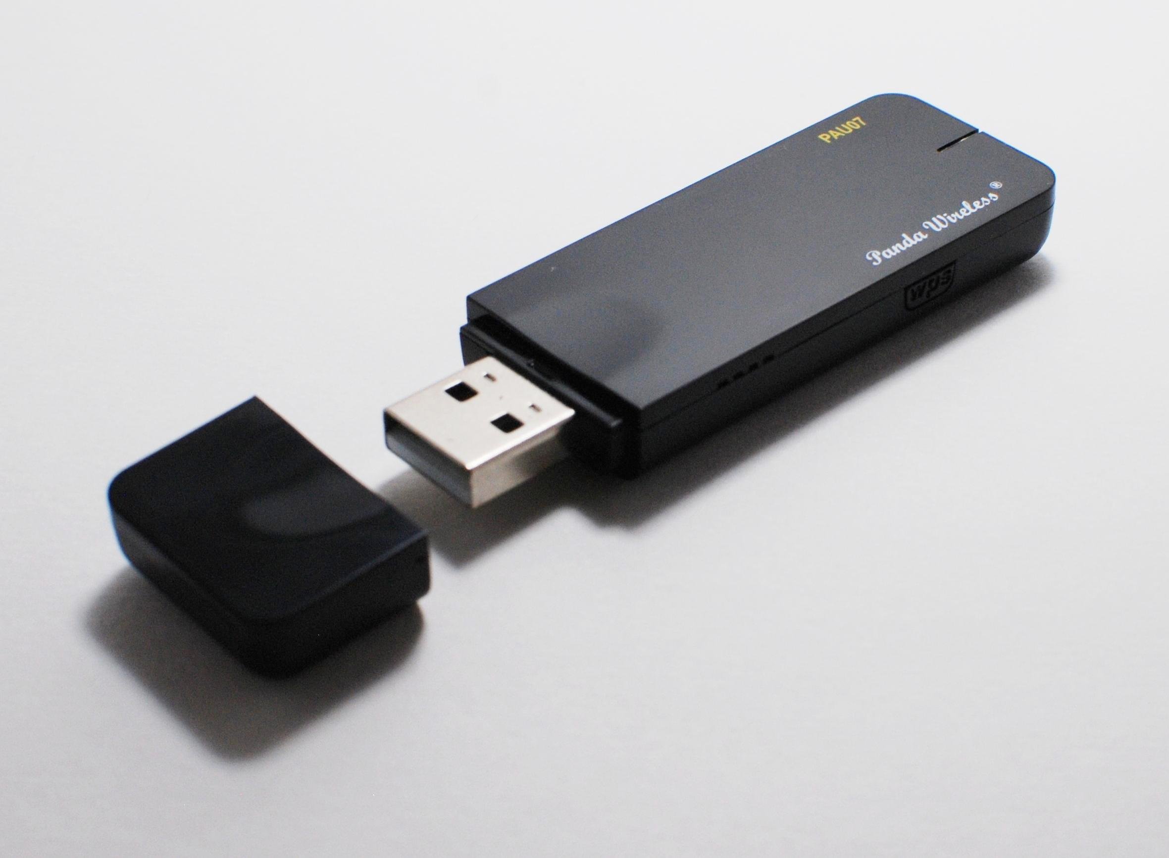 Panda Wireless® N600 Dual Band (2.4GHz & 5.0GHz) 300Mbps Wireless N USB Adapter w/WPS Button - Windows XP/Vista/7/8/10/11, Zorin, Mint, Ubuntu, openSUSE, Fedora, Centos & Kali Linux