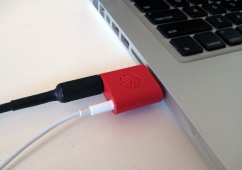 Makers4Good Rockit Audio Headphone/Microphone Splitter - 3.5mm Male Jack Plug to Separate Female Headphone Port & Microphone Port. Connects unpowered Mono mics to Smartphones