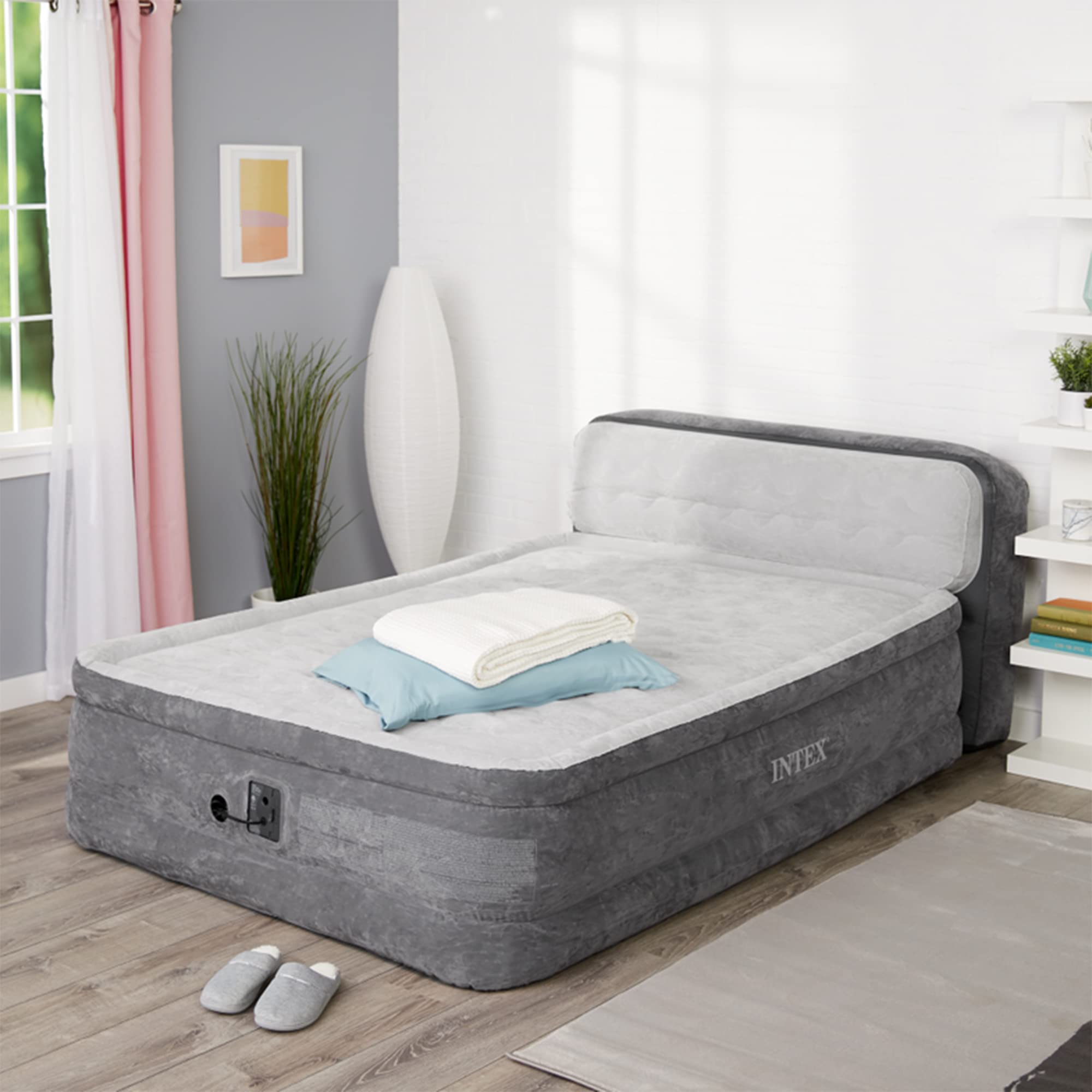 Intex Dura-Beam Ultra Plush Inflatable Pillow Top Bed Air Mattress with Headboard, Built-in Internal Electric Pump and Carry Storage Bag, Queen, Gray