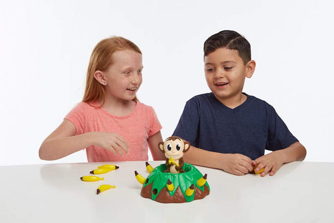 Goliath Banana Blast - Pull The Bananas Until The Monkey Jumps Game - Trilingual , Green