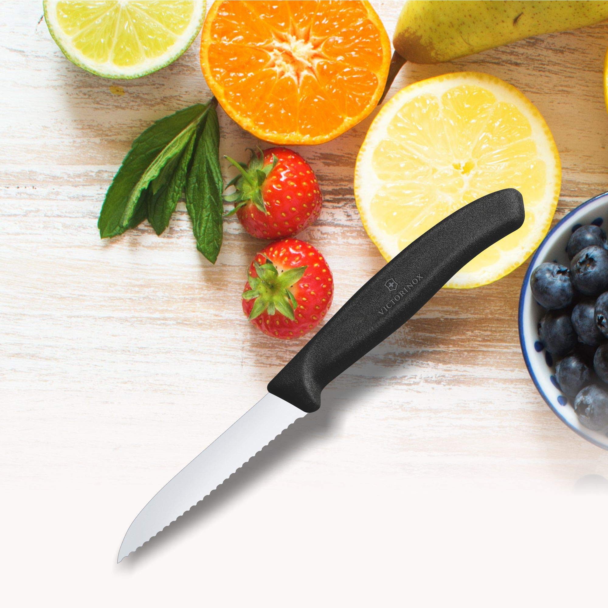 Victorinox Swiss Classic 3 1/4 inch Wavy Black Paring Knife, 3.1 inches, 6.7433