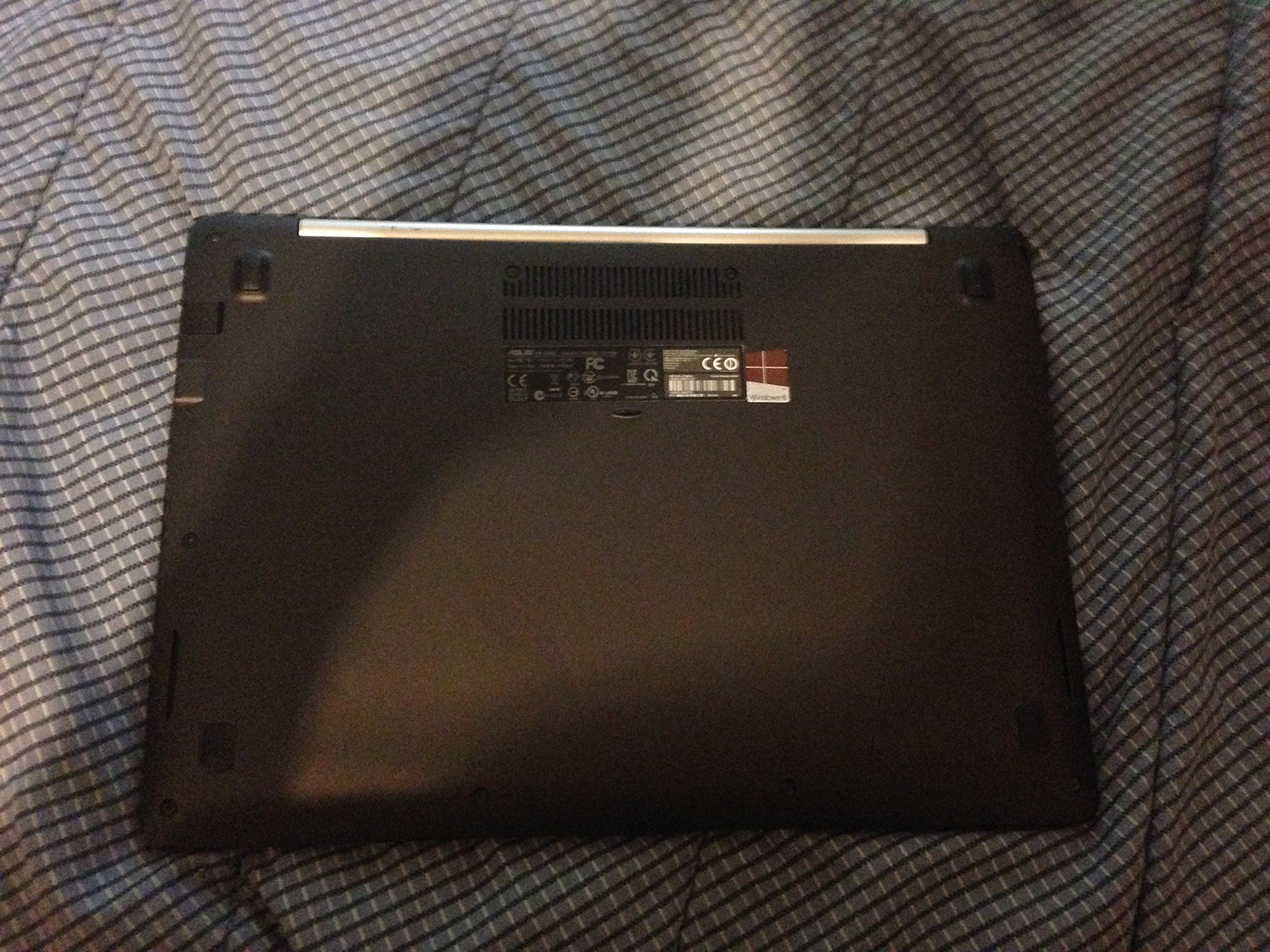 VivoBook S300CA-DS51T-CA Ultrabook I5-3317U Laptop PC 4GB 500GB 13.3 Windows 8