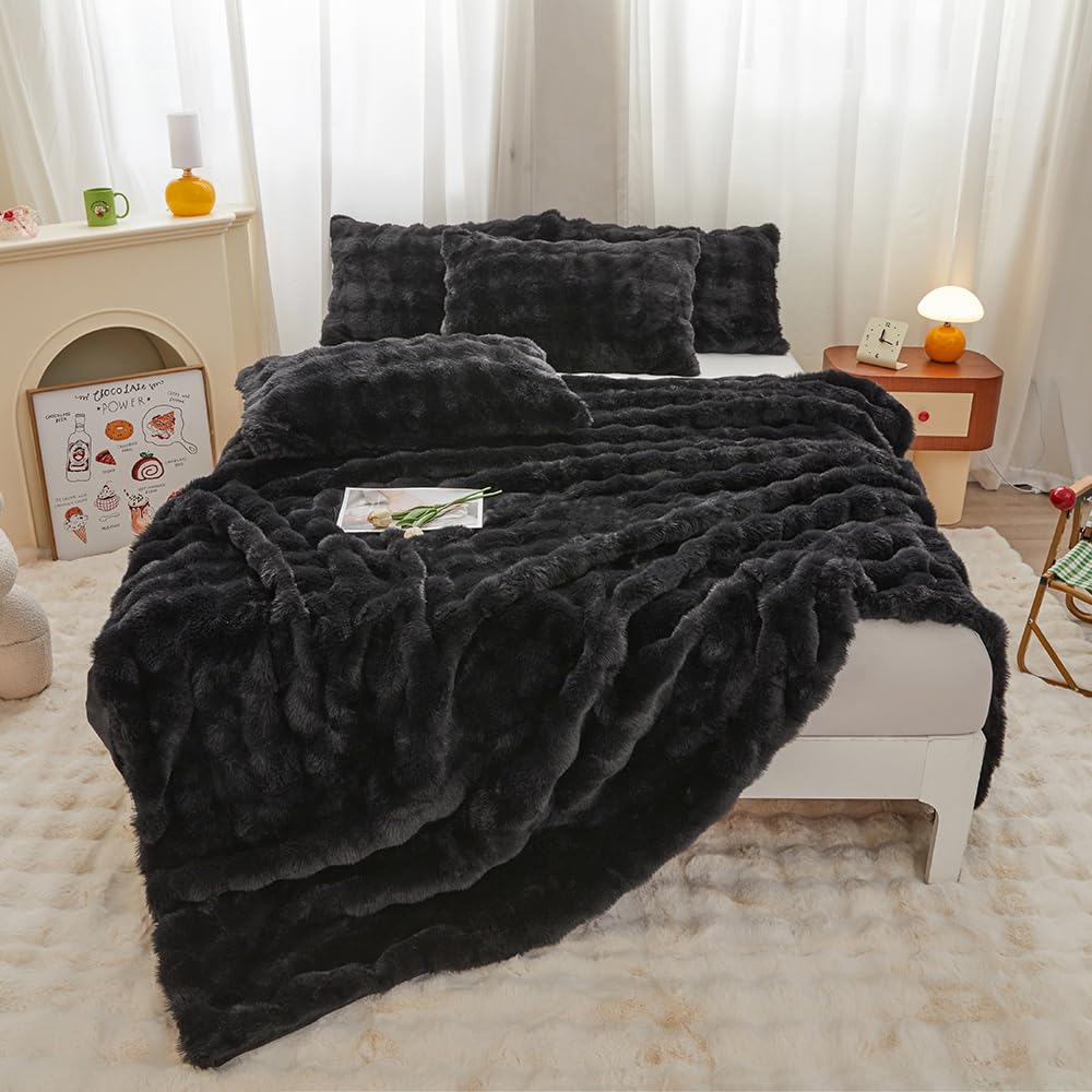 chovy Kids Girls Rabbit Plush Black Bread Grid Comforter Cover Duvet Cover Full - 3PC Faux Fur Bed Set Soft Warm Velvet Flannel Fluffy Fuzzy Bedding(Comforter x 1 Pillowcases x 2)