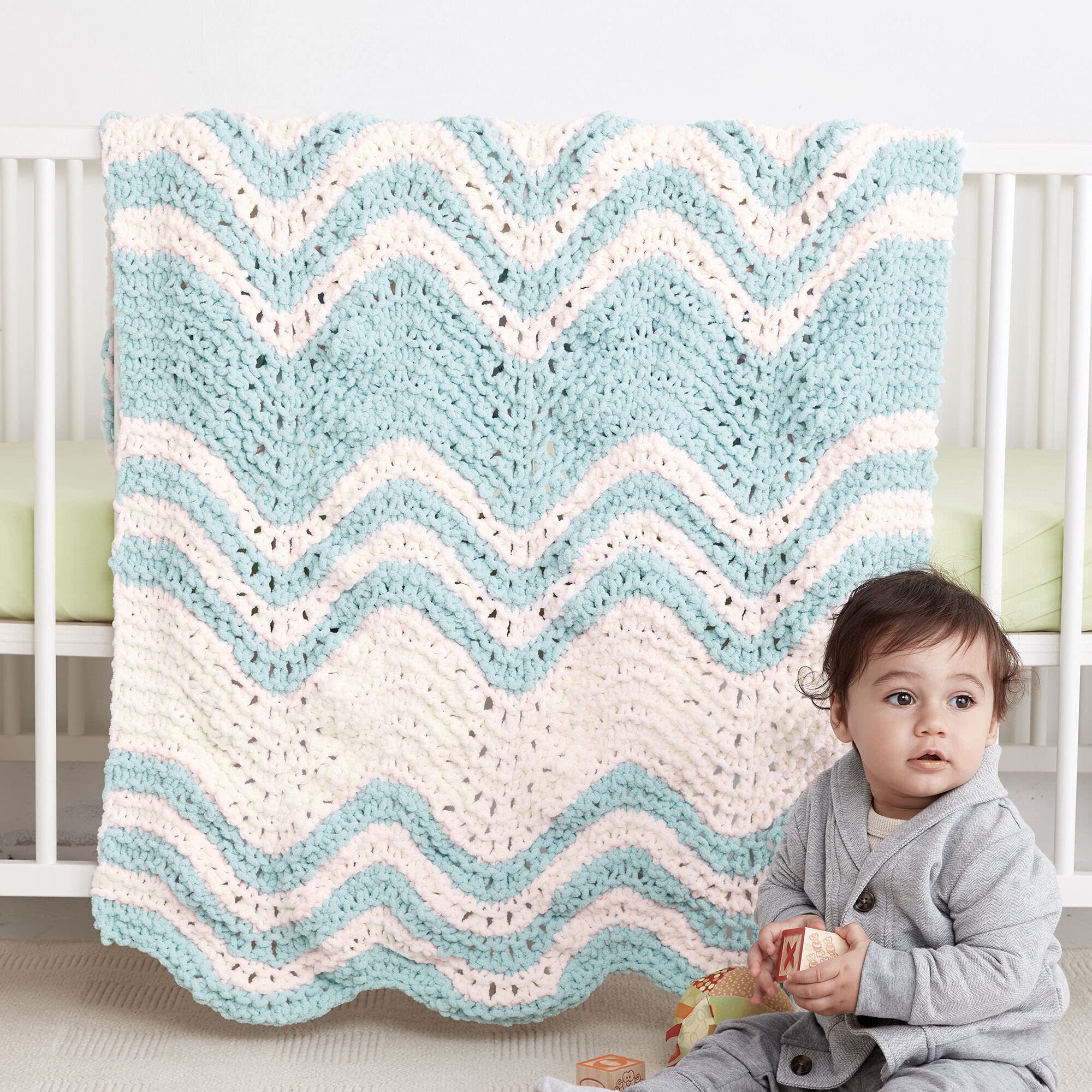 Bernat Baby Blanket Yarn - Big Ball (10.5 oz) - 2 Pack with Pattern Cards in Color (Seafoam)