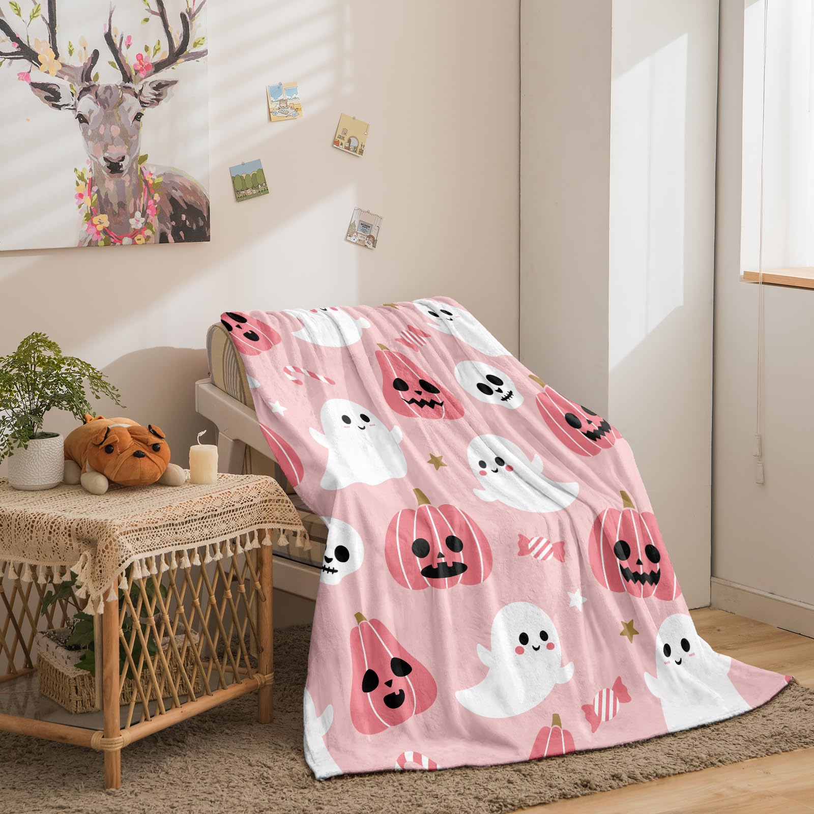 Chumerry Black Halloween Blanket Black Ghost Flannel Fleece Throw Blanket Spooky Halloween Room Decor Black White Fhost Blanket Extra Soft Cozy Fuzzy Blanket and Throws