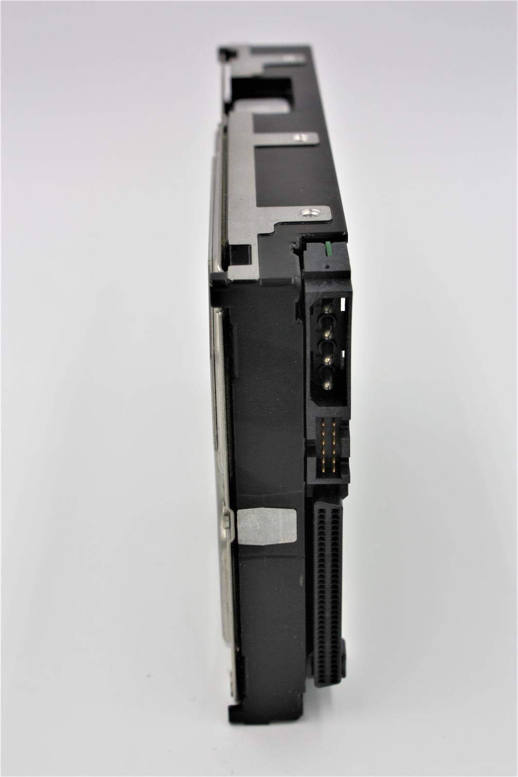 Seagate-IMSourcing Cheetah 10K.7 ST373207LW 73 GB 3.5" Internal Hard Drive - SCSI - 10000 rpm - 8 MB Buffer