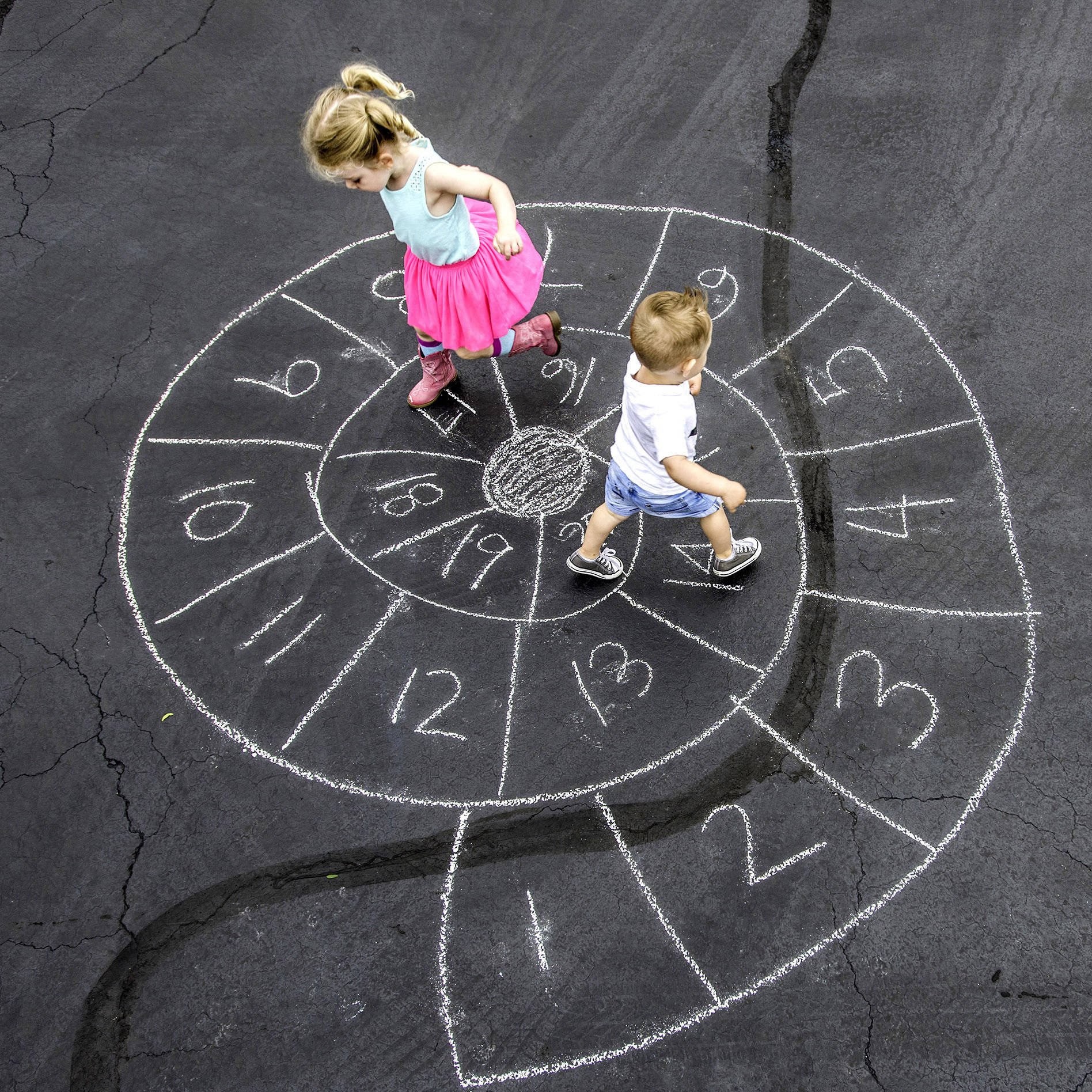 Urban Infant Non-Toxic Sidewalk Chalk for Toddlers 1-3 and Kids - Washable Outdoor Jumbo Chalk - Original