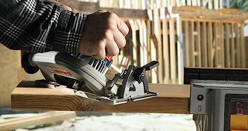 BOSCH GKS18V-22B25 18V Brushless Blade-Right 6-1/2 In. Circular Saw Kit with (2) CORE18V 4 Ah Advanced Power Batteries