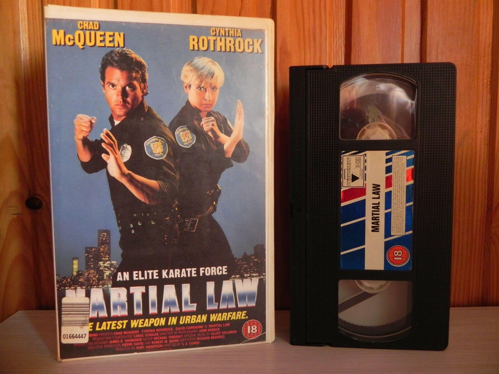 Martial Law - Cynthia Rothrock/Carradine - Dim Mak Gcrime - Big Ex-Rental - VHS